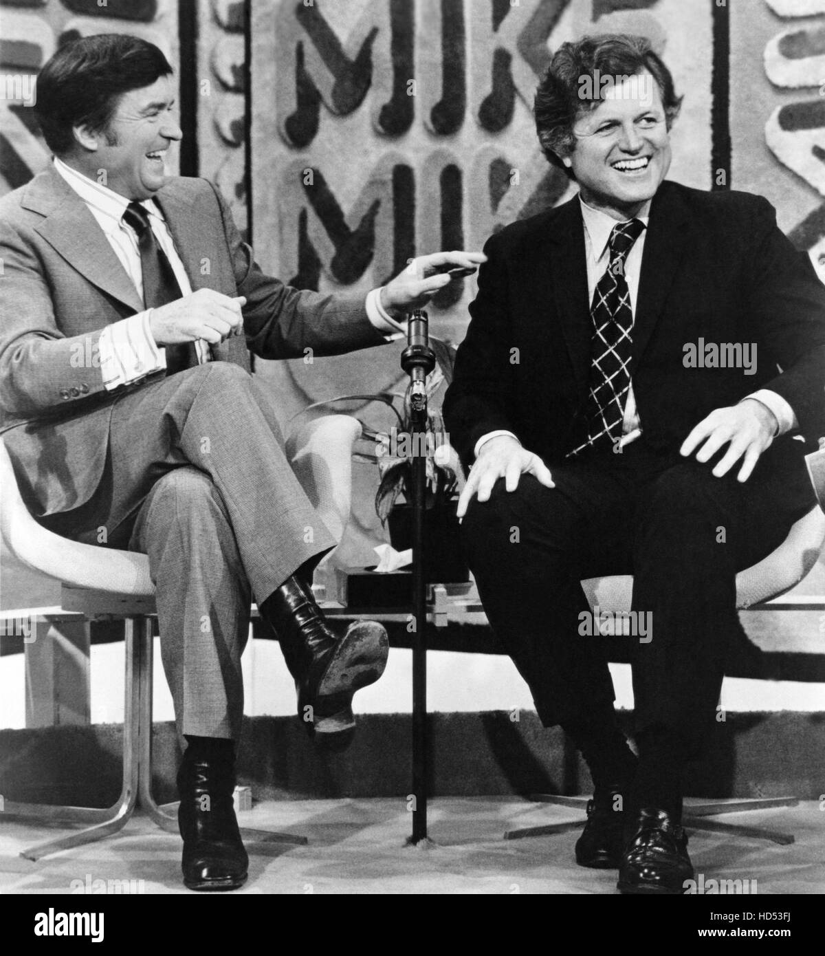 THE MIKE DOUGLAS SHOW, Mike Douglas, Senator Edward Kennedy (aired ...