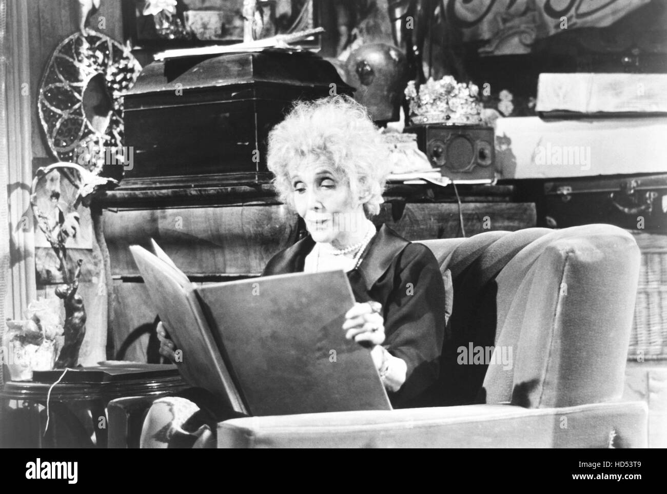 NET OPERA THEATER, Lili Darvas, 'Rachel, La Cubana,' 1974 Stock Photo ...