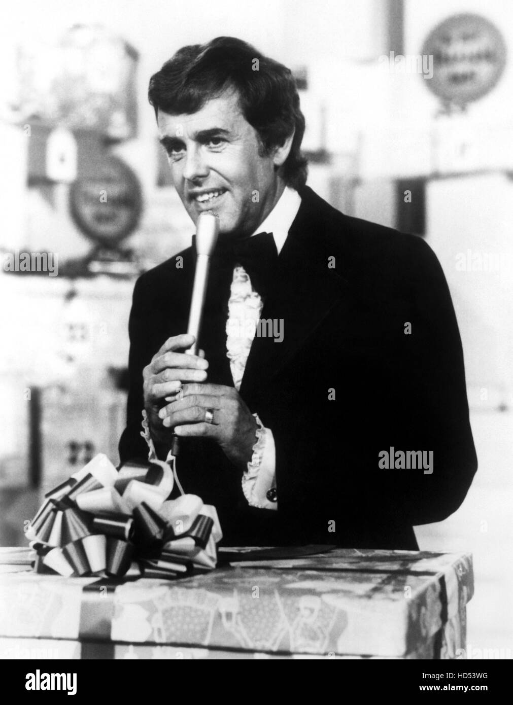 THE NEW TREASURE HUNT, Geoff Edwards, 1973-77 Stock Photo - Alamy