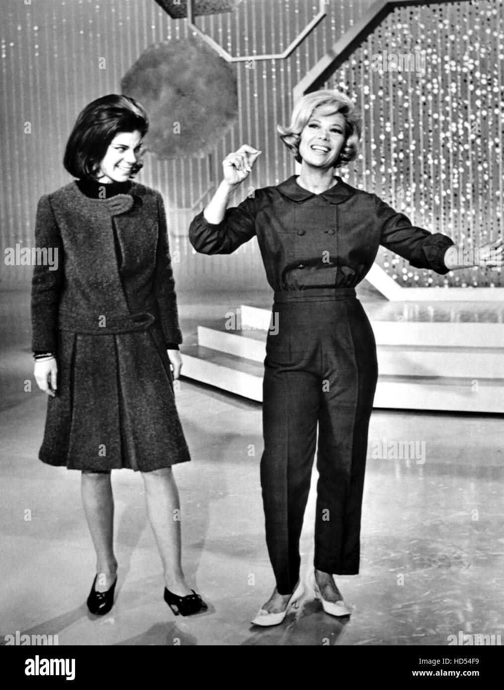 THE DINAH SHORE SPECIAL, from left: 16-year-old Melissa Montgomery and ...