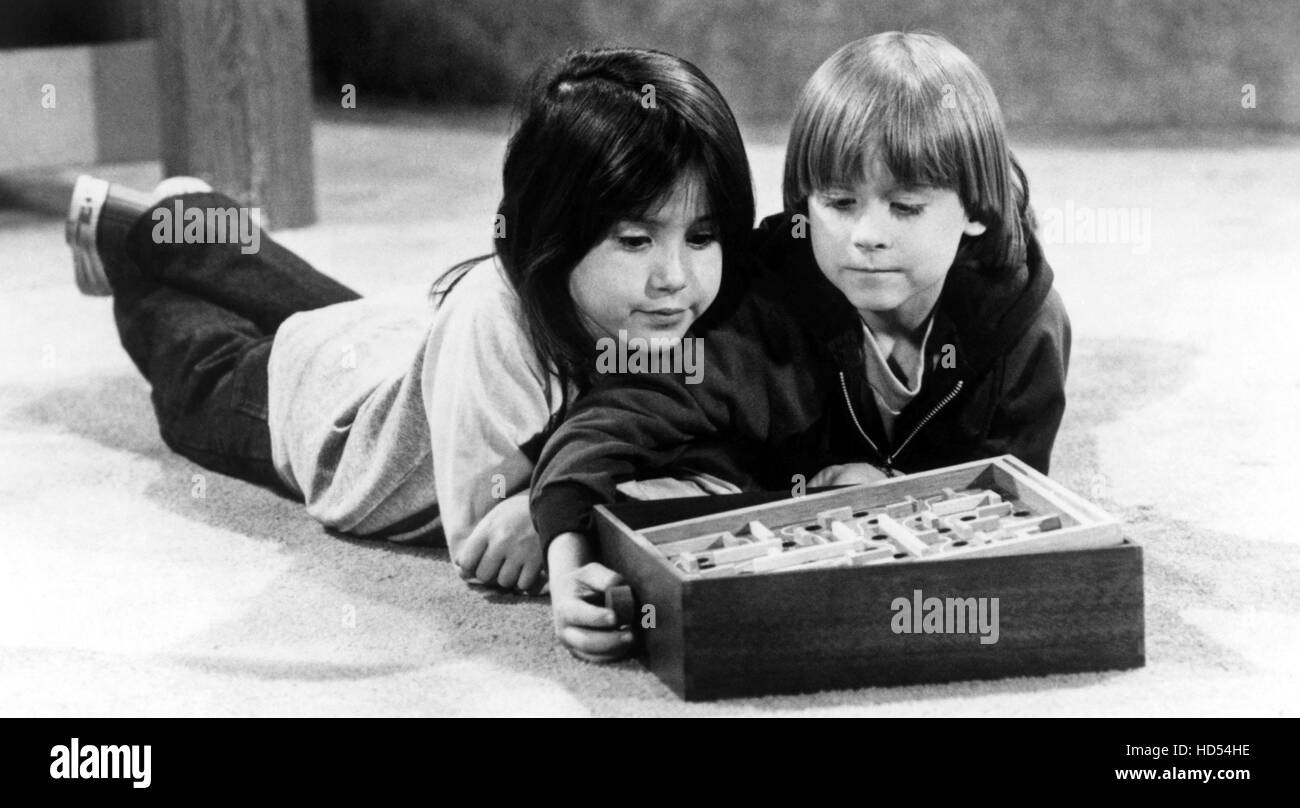 DIFF'RENT STROKES, Soleil Moon Frye, Danny Cooksey, 'Sam's New Pal ...