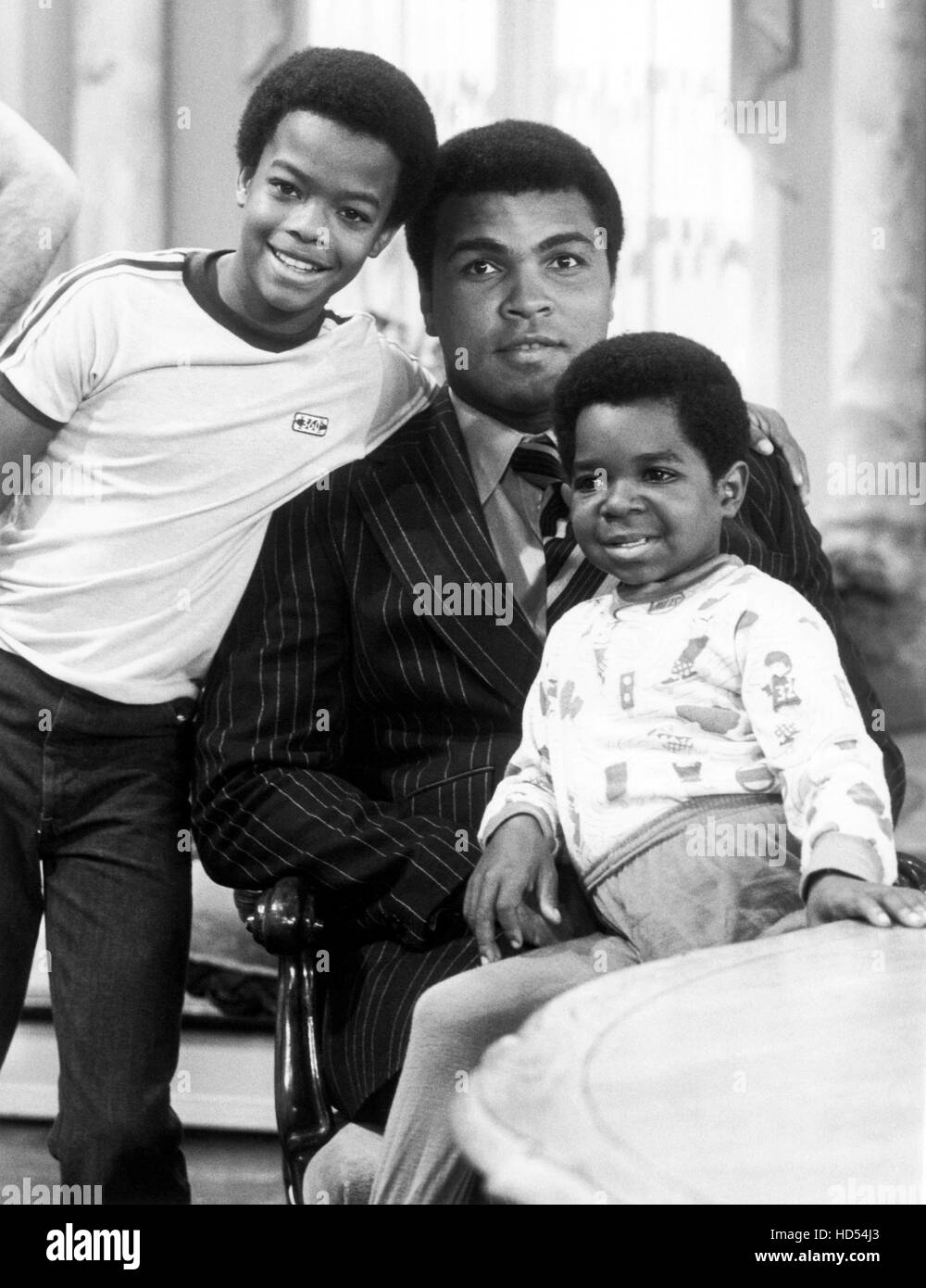 DIFF'RENT STROKES, from left: Todd Bridges, Muhammad Ali, Gary Coleman ...