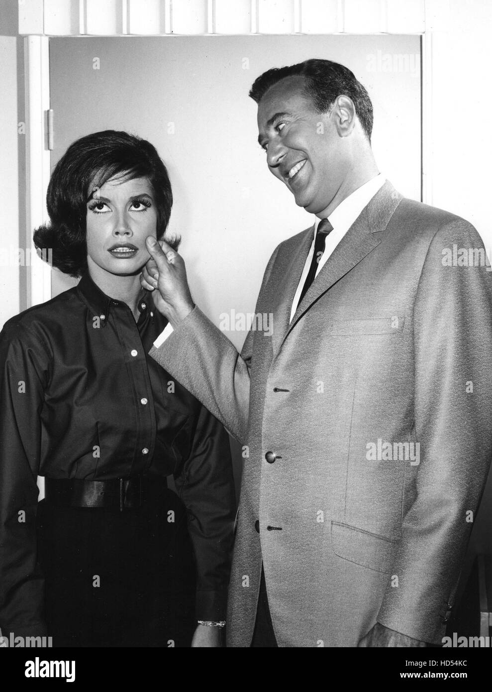 DICK VAN DYKE SHOW, Mary Tyler Moore, Carl Reiner, 1961-1966, 1965 ...