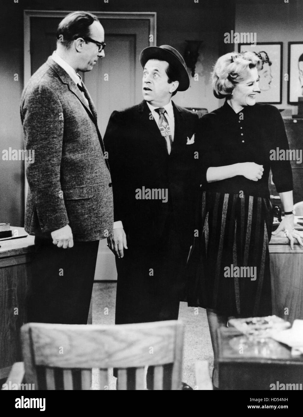 THE DICK VAN DYKE SHOW, Richard Deacon, Morey Amsterdam, Rose Marie ...