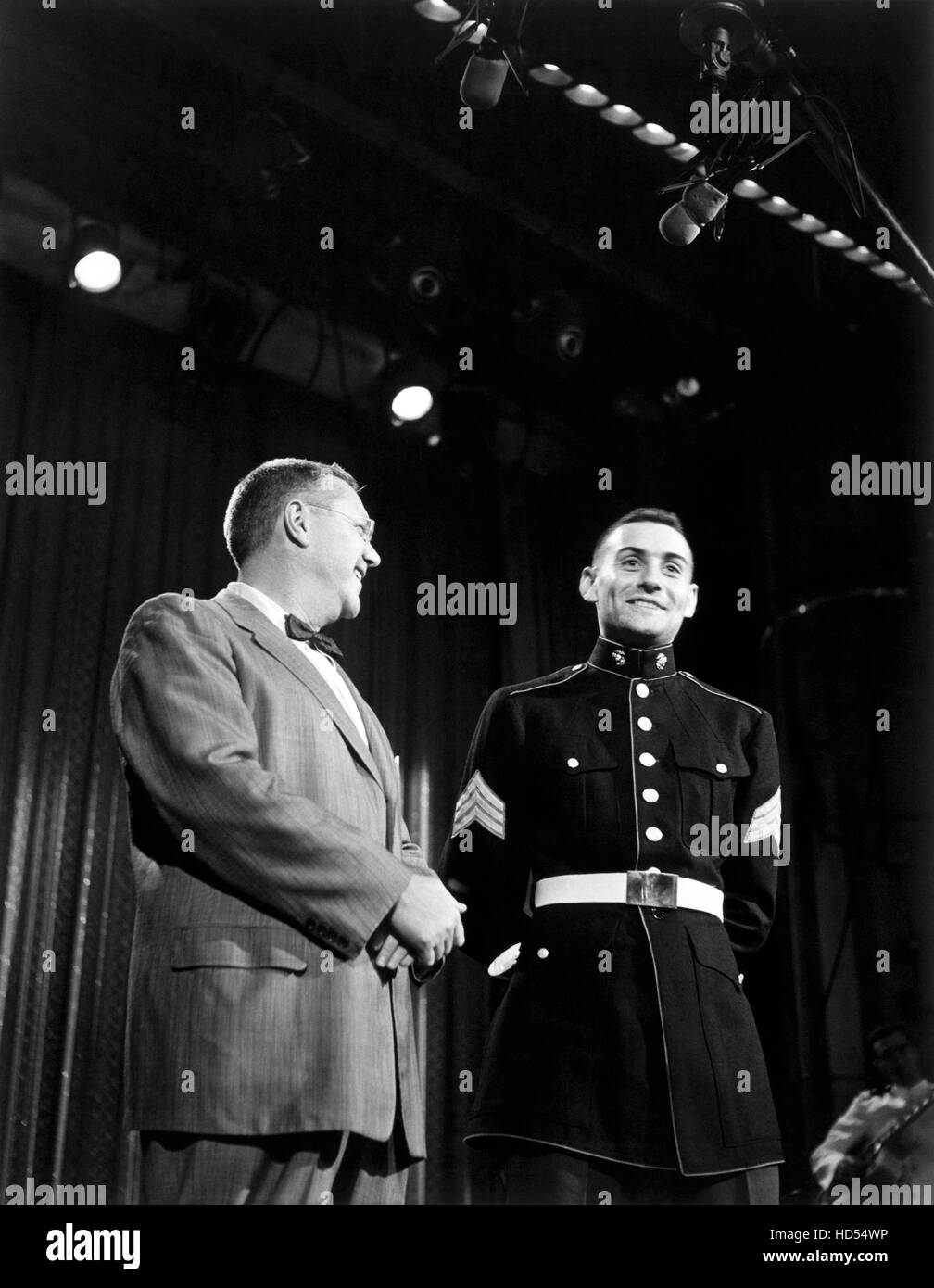 THE ED SULLIVAN SHOW, from left: substitute host Sam Levenson, Ed ...