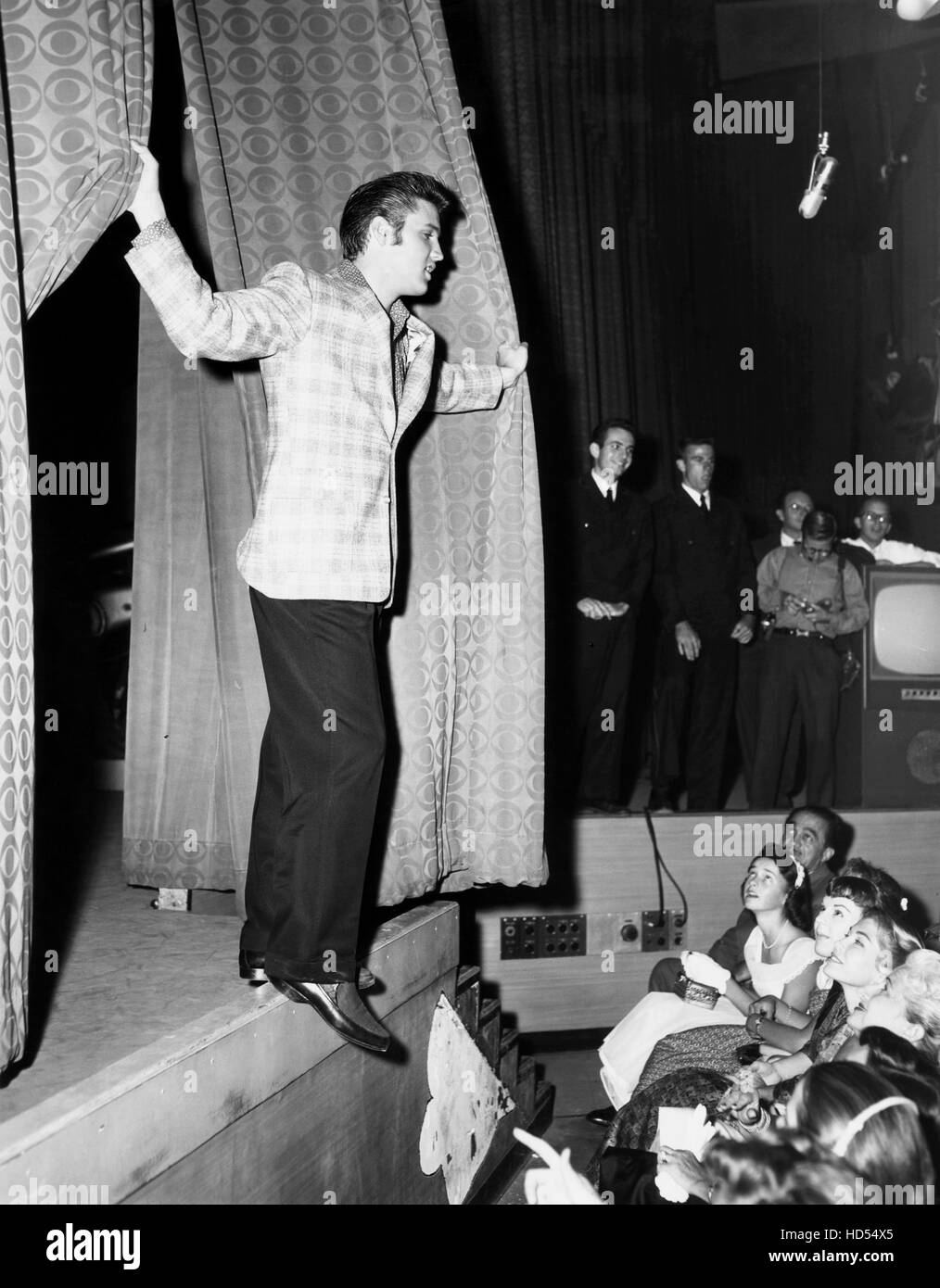 THE ED SULLIVAN SHOW, Elvis Presley, aired October 28, 1956 Stock Photo ...