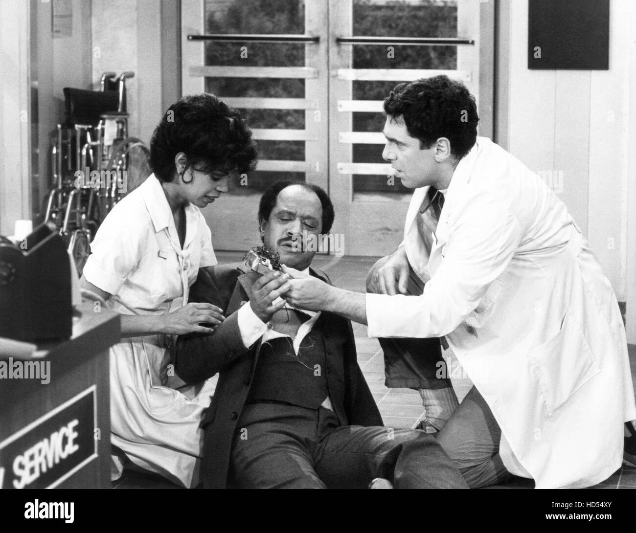 E/R (aka ER), (from left): Lynne Moody, Sherman Hemsley, Elliott Gould ...