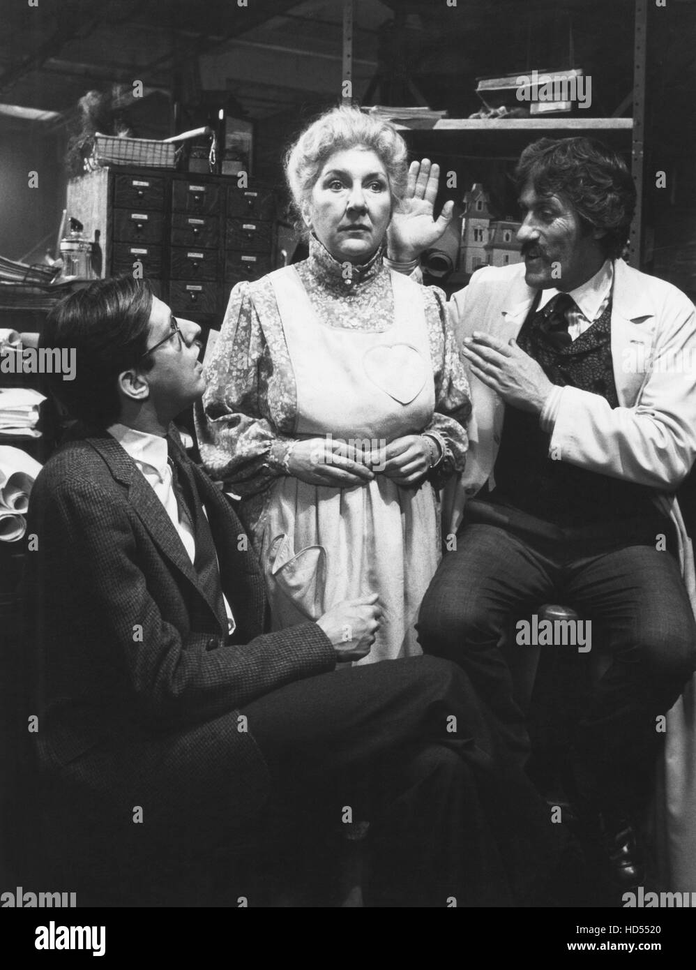 THE ELECTRIC GRANDMOTHER, from left: Edward Herrmann, Maureen Stapleton ...