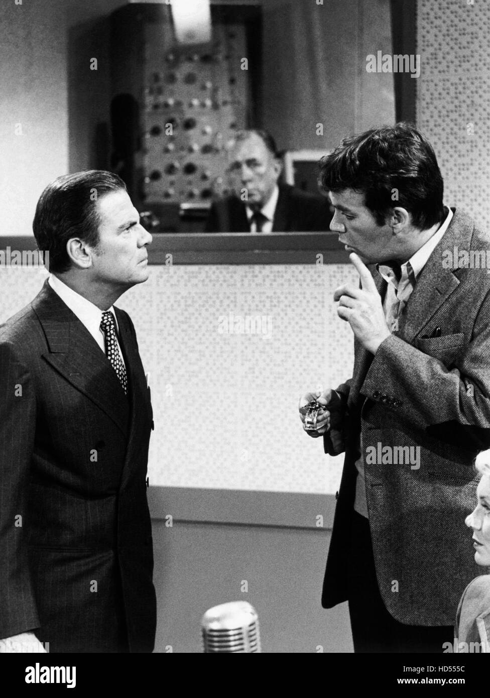 ELLERY QUEEN, front from left: Bert Parks, Jim Hutton in 'The Adventure ...