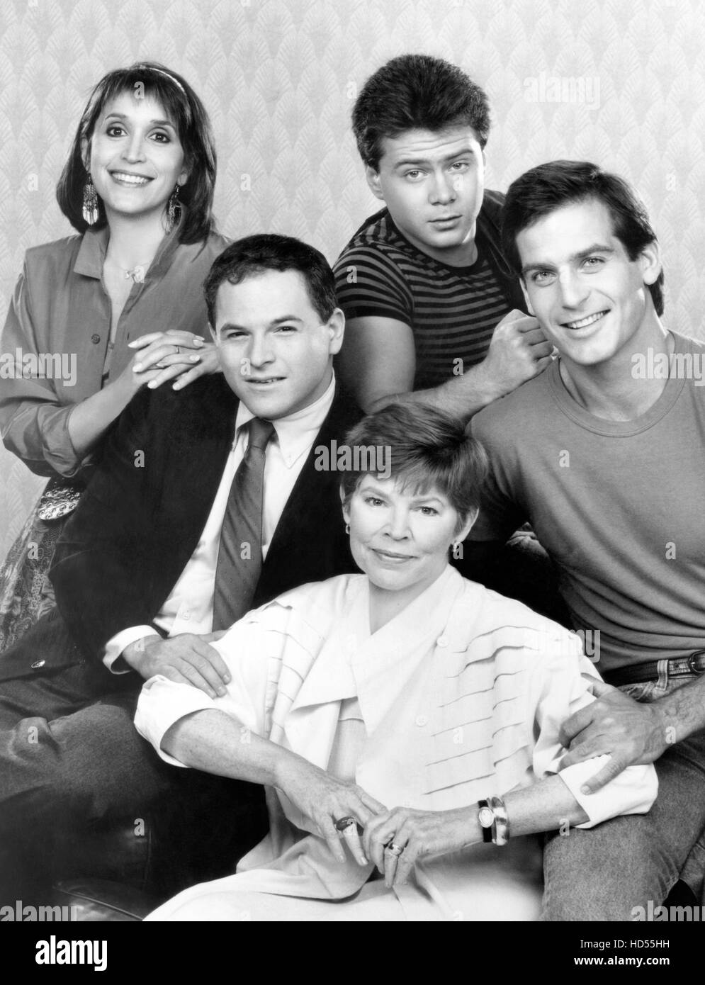 EVERYTHING'S RELATIVE, (back row, from left): Gina Hecht, Tony Nittoli ...