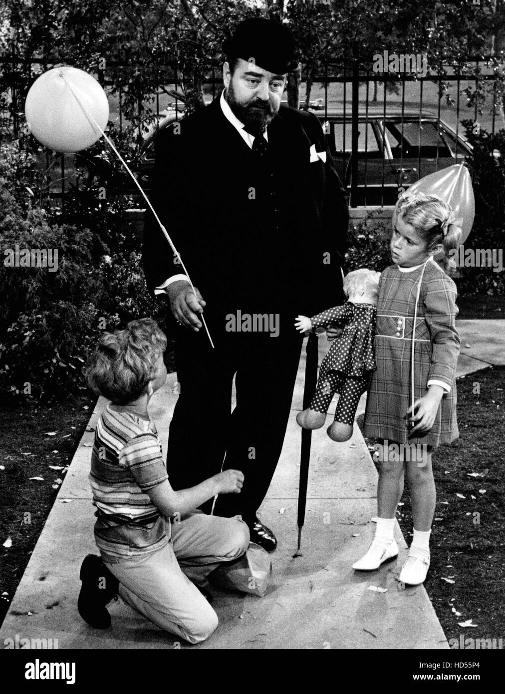 FAMILY AFFAIR, Johnny Whitaker, Sebastian Cabot, Anissa Jones, 1966-71 ...