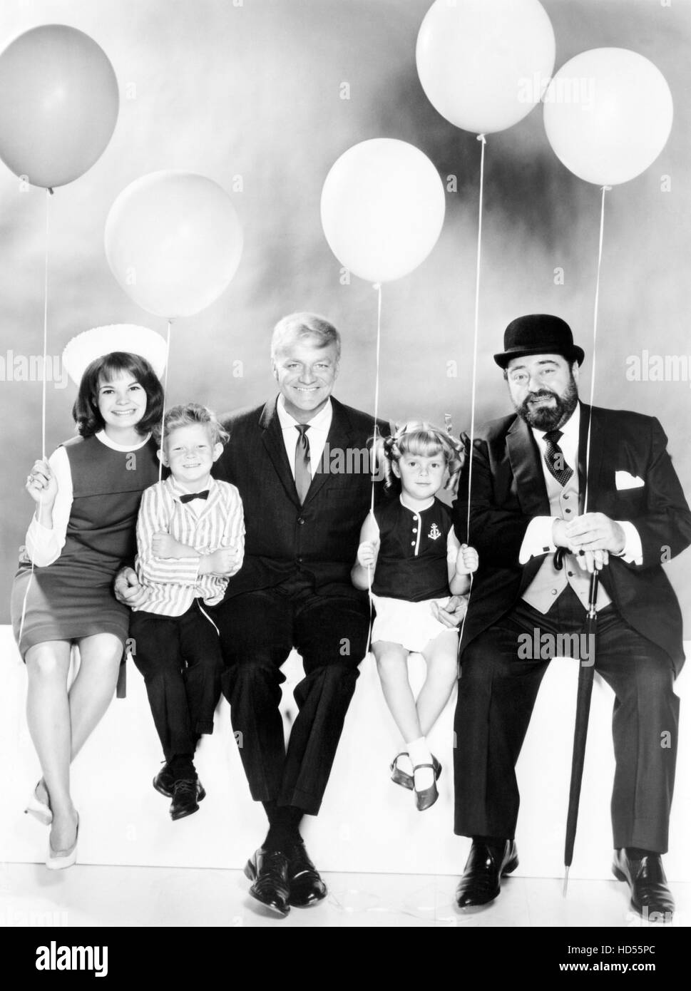 FAMILY AFFAIR, Kathy Garver, Johnny Whitaker, Brian Keith, Anissa Jones ...