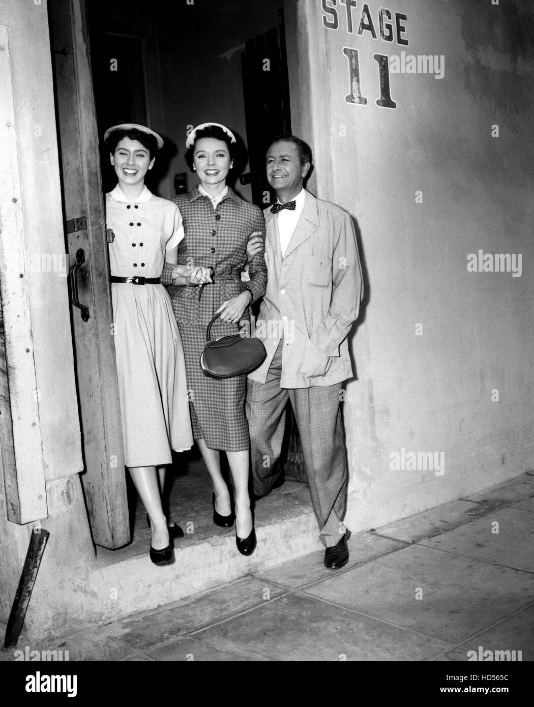 FATHER KNOWS BEST, Elinor Donahue, Jane Wyatt, Robert Young leaving set lot, 1954-60 Stock Photo ...