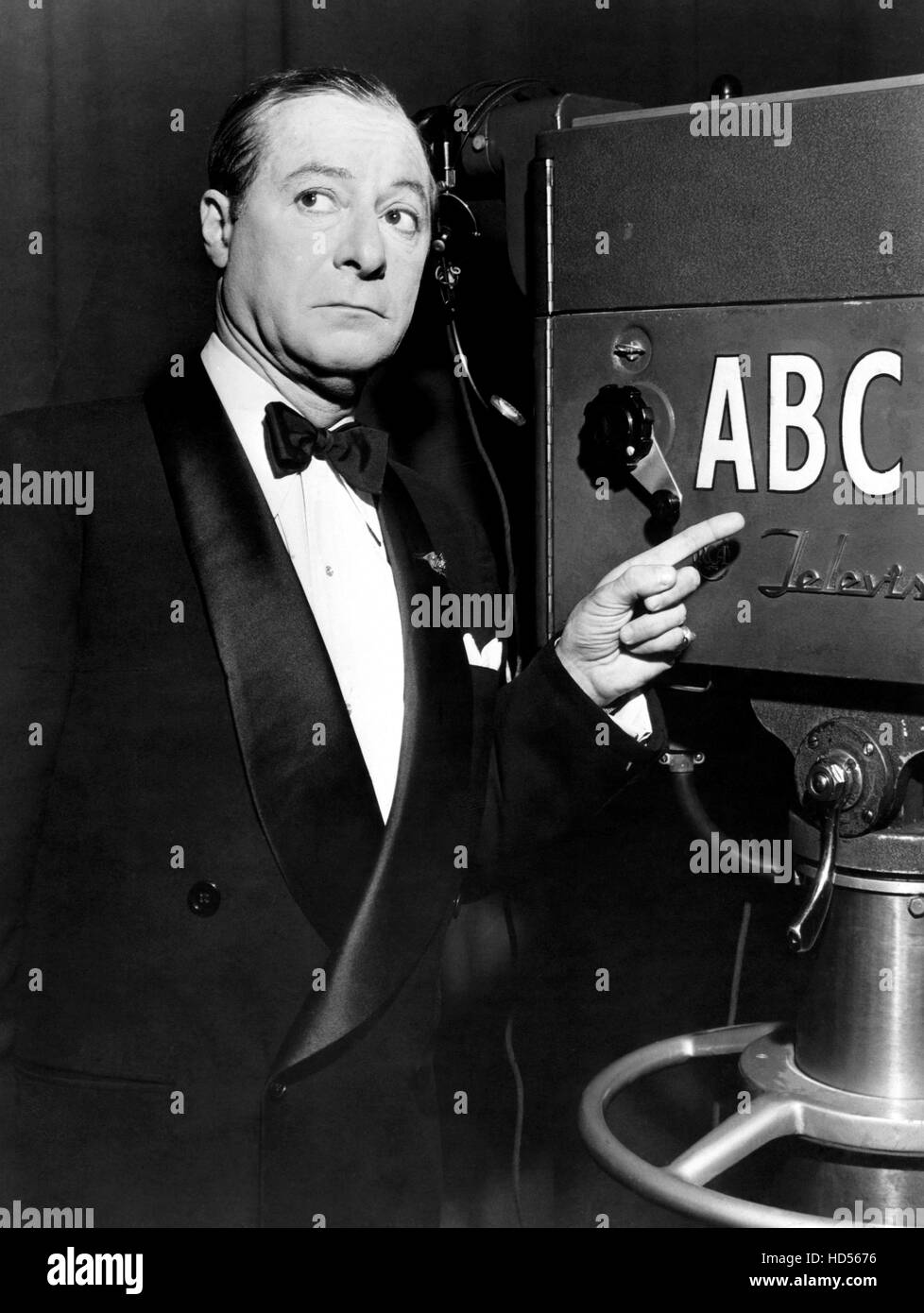 THE GEORGE JESSEL SHOW, George Jessel, 1953-54 Stock Photo - Alamy