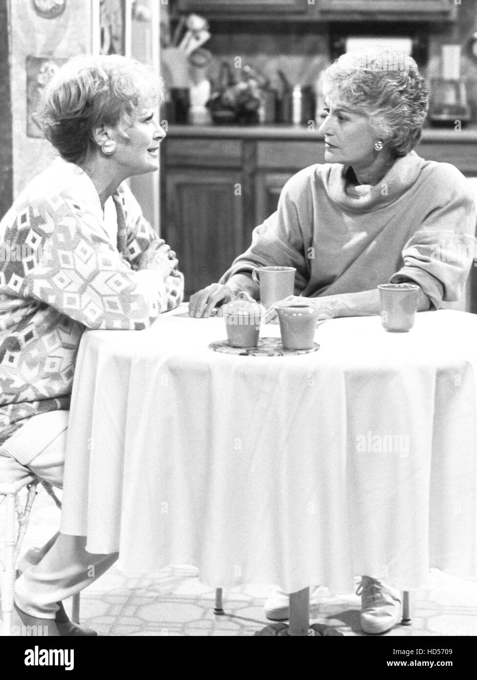 THE GOLDEN GIRLS, from left: Lois Nettleton, Bea Arthur, 'Isn't It ...