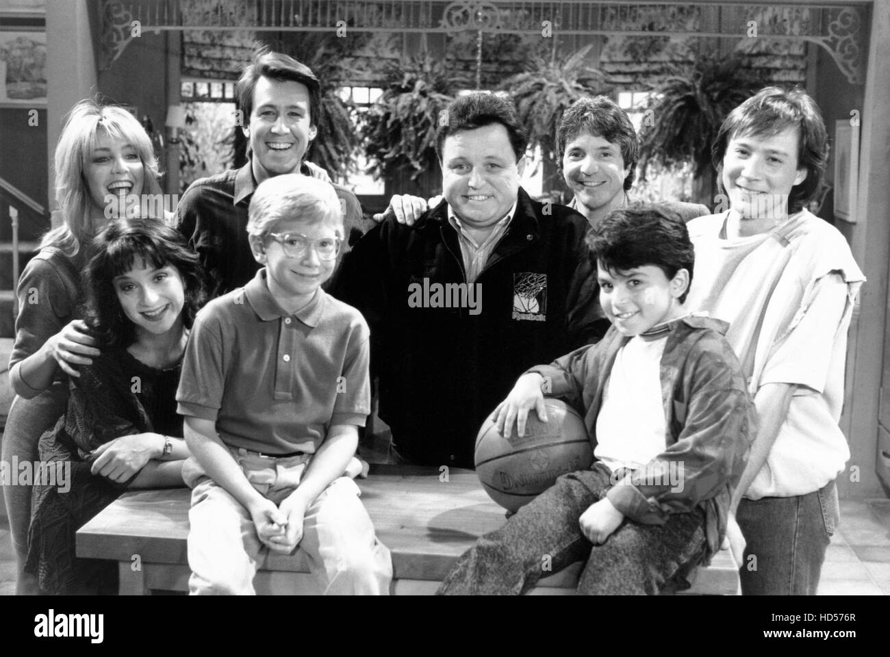 GOING PLACES, (back row, from left): Heather Locklear, Alan Ruck, Jerry ...