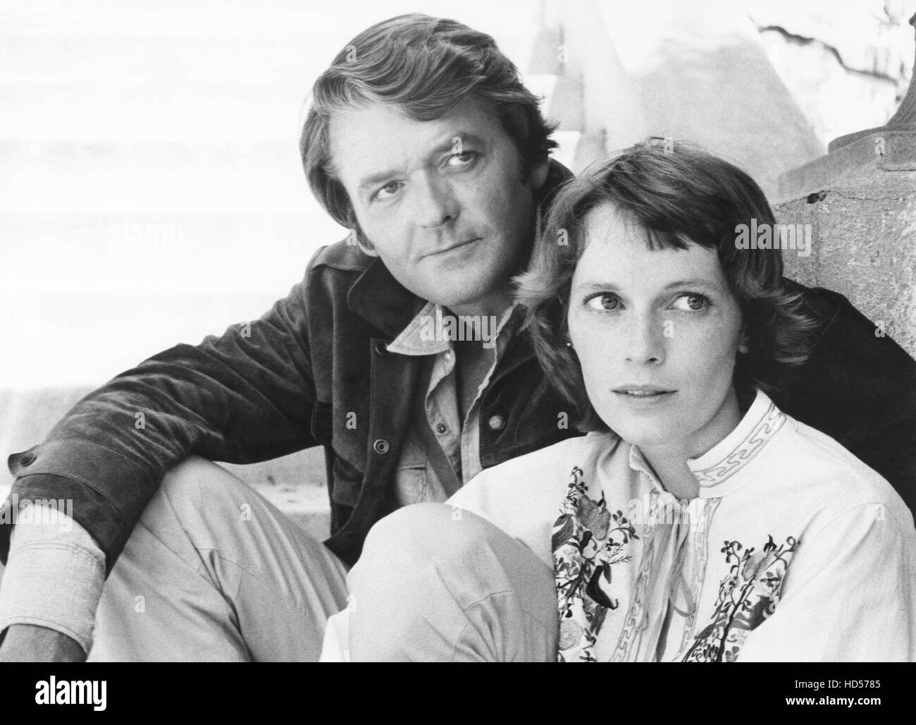 GOODBYE, RAGGEDY ANN, from left: Hal Holbrook, Mia Farrow, 1971 Stock ...