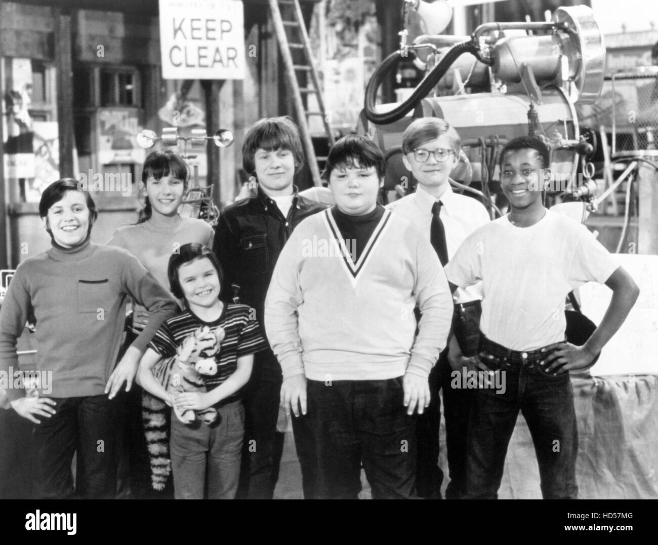 HERE COME THE DOUBLE DECKERS!, (from left): Bruce Clark, Gillian Bailey ...