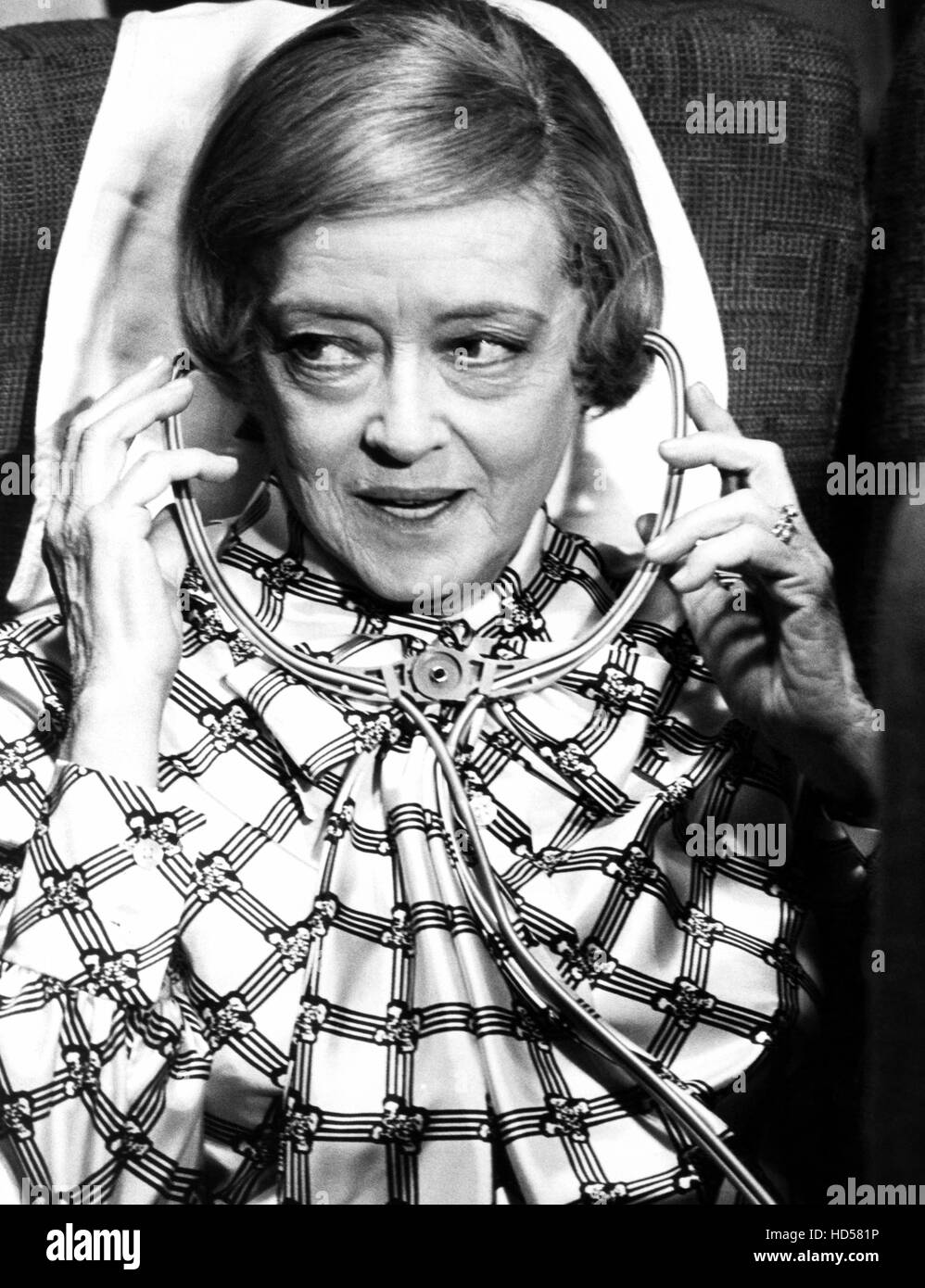 HELLO MOTHER, GOODBYE!, Bette Davis, aired May 15, 1974 Stock Photo - Alamy