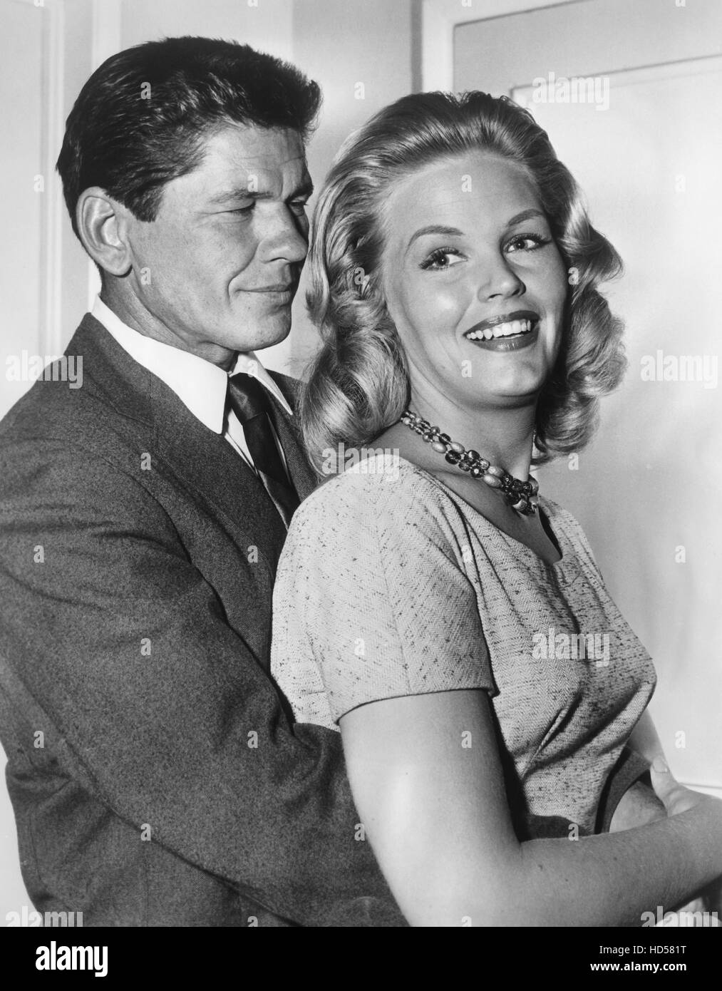 HENNESEY, Charles Bronson, Diane Strom, 'Hennesey A LA Gunn' (Season 2 ...