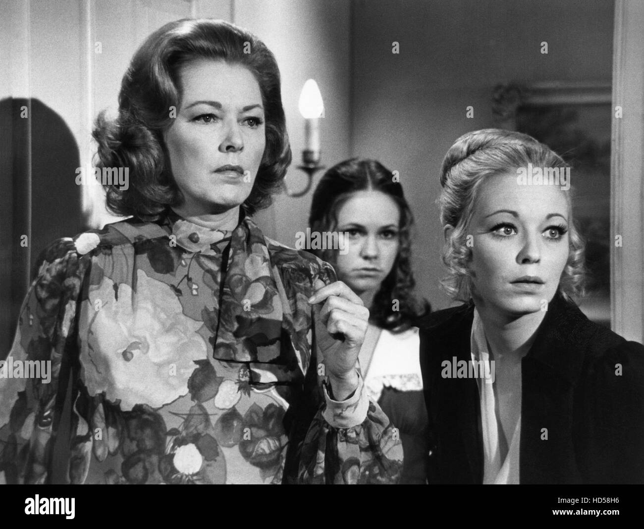 HOME FOR THE HOLIDAYS, Eleanor Parker, Sally Field, Jill Haworth ...