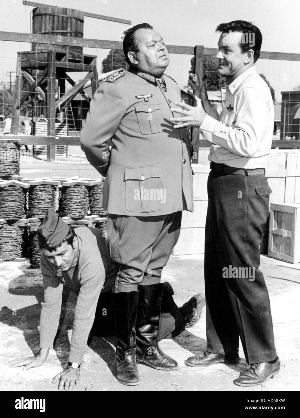 HOGAN'S HEROES, Richard Dawson, Leon Askin, Bob Crane, 1965-71 Stock ...