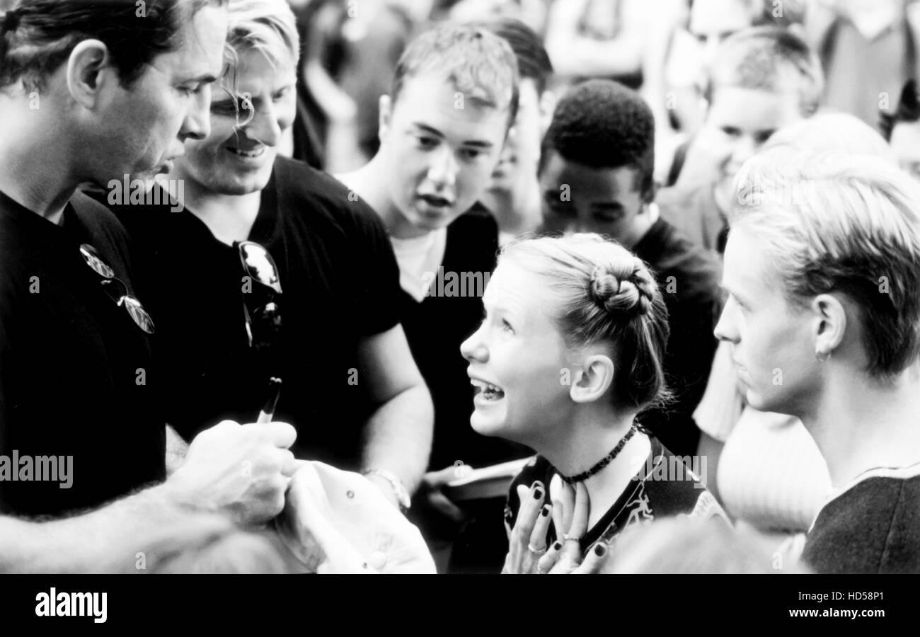 HONEY I SHRUNK THE KIDS: THE TV SHOW, Bret Hart (left), Owen Hart (2nd ...