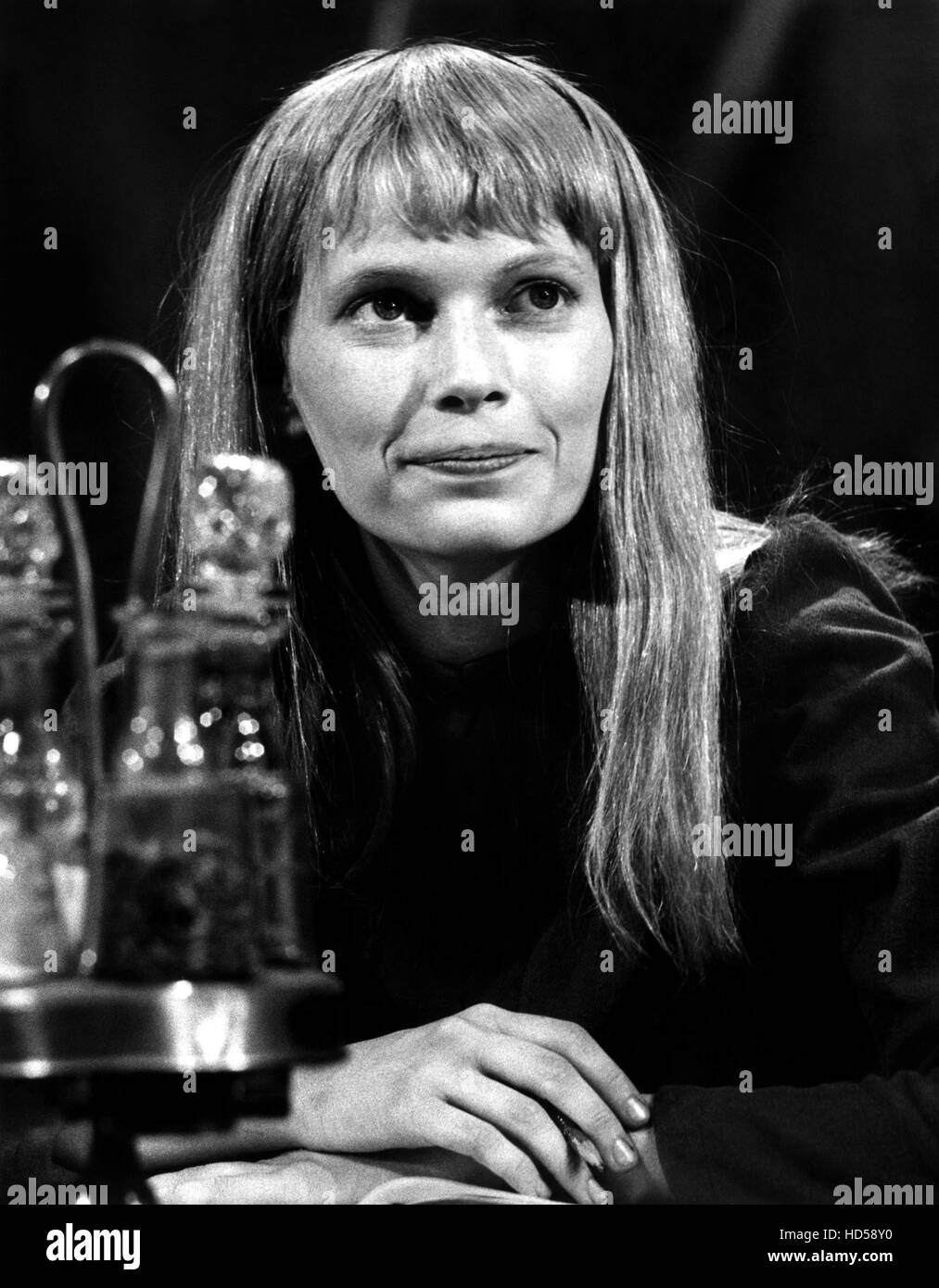 JOHNNY BELINDA, Mia Farrow, 1967 Stock Photo - Alamy
