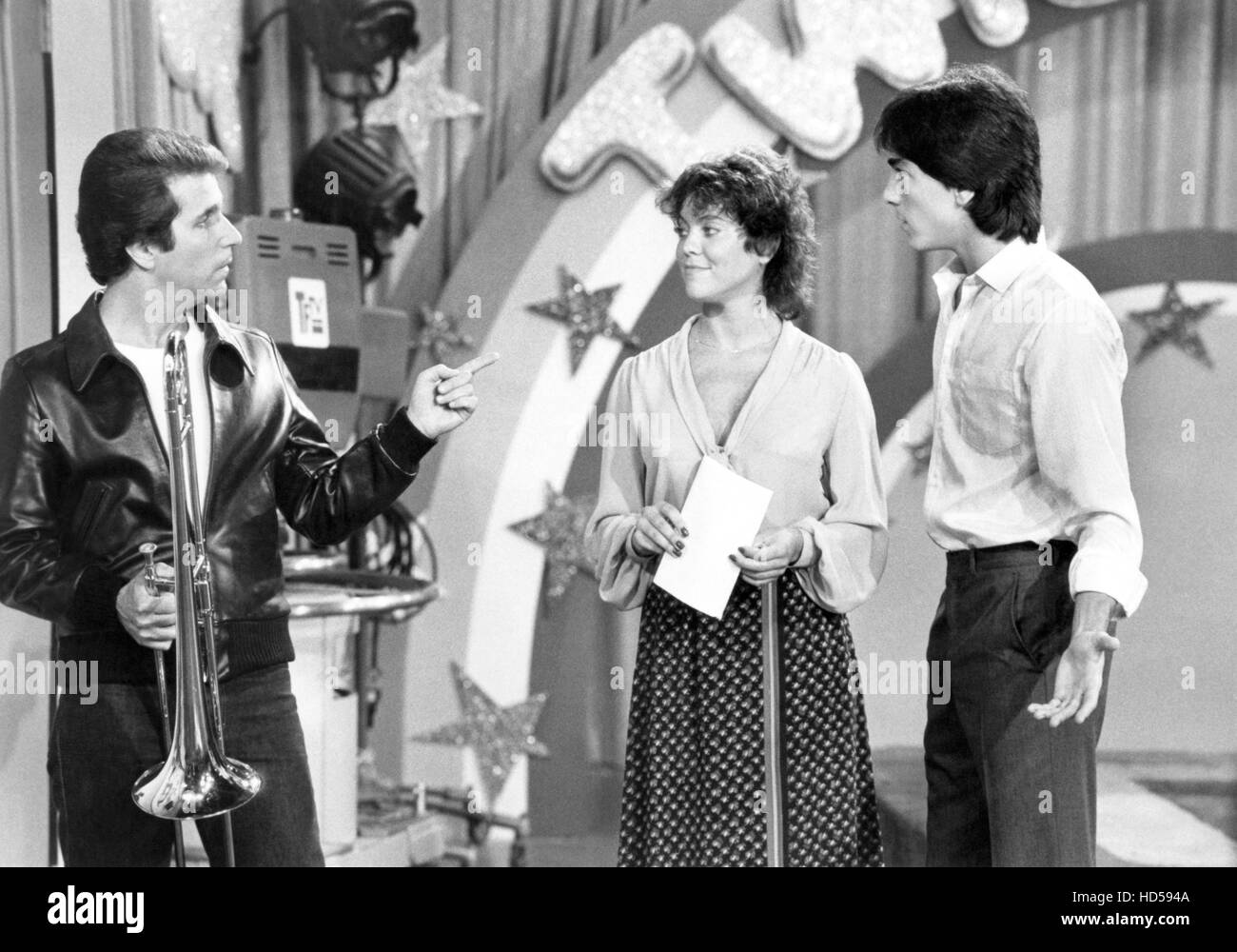 JOANIE LOVES CHACHI, (from left): Henry Winkler, Erin Moran, Scott Baio ...