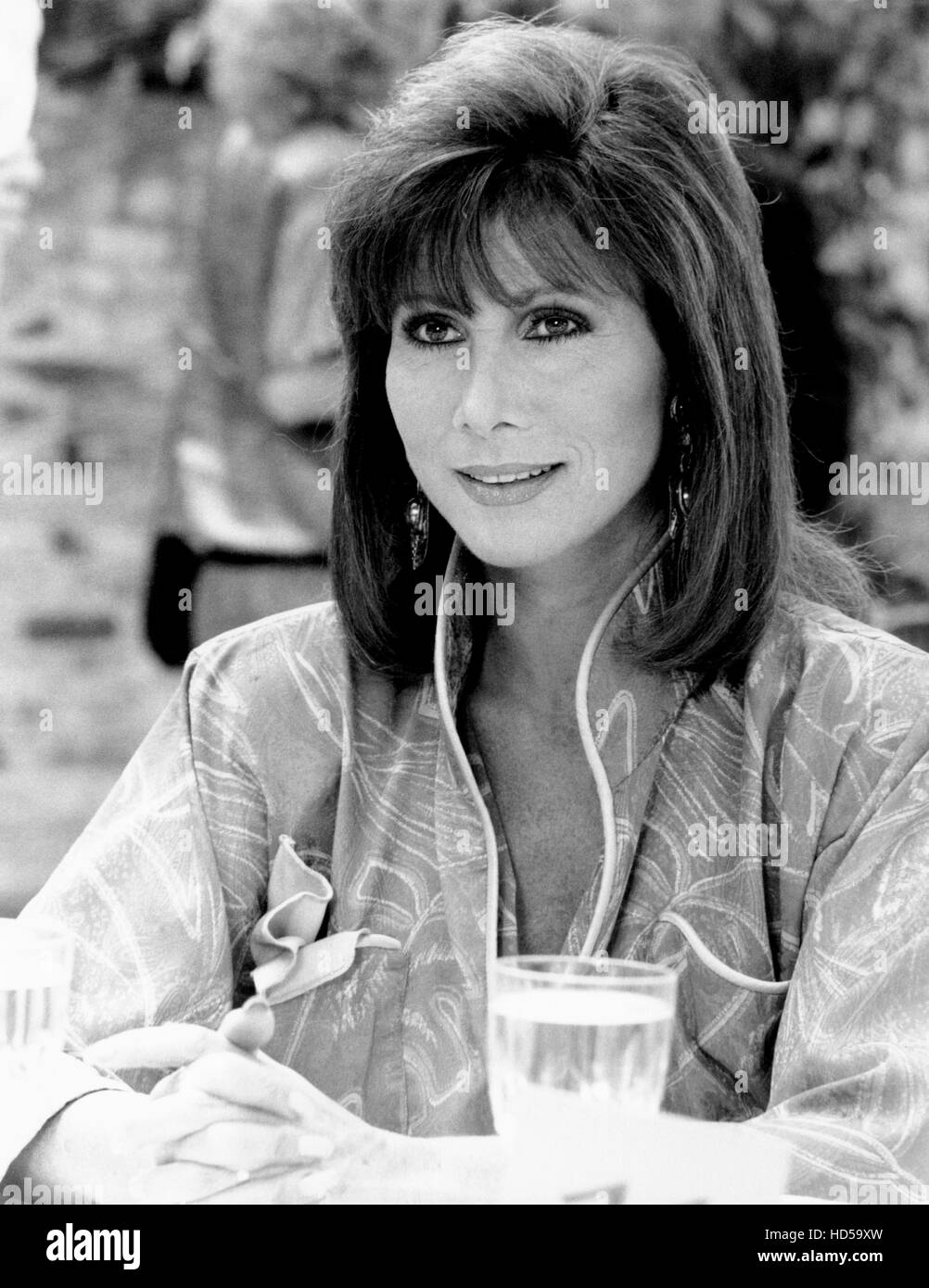 KNOTS LANDING, Michele Lee, 1988 photo, 1979-1993 Stock Photo - Alamy