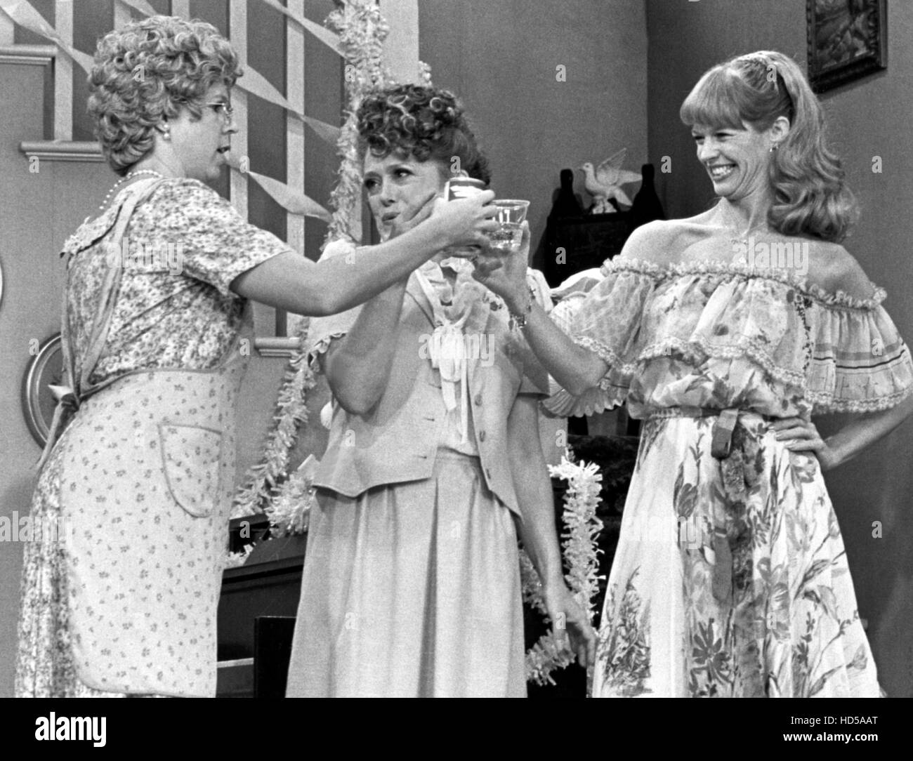 MAMA'S FAMILY, Vicki Lawrence, Rue McClanahan, Dorothy Lyman, 1983-1990 ...