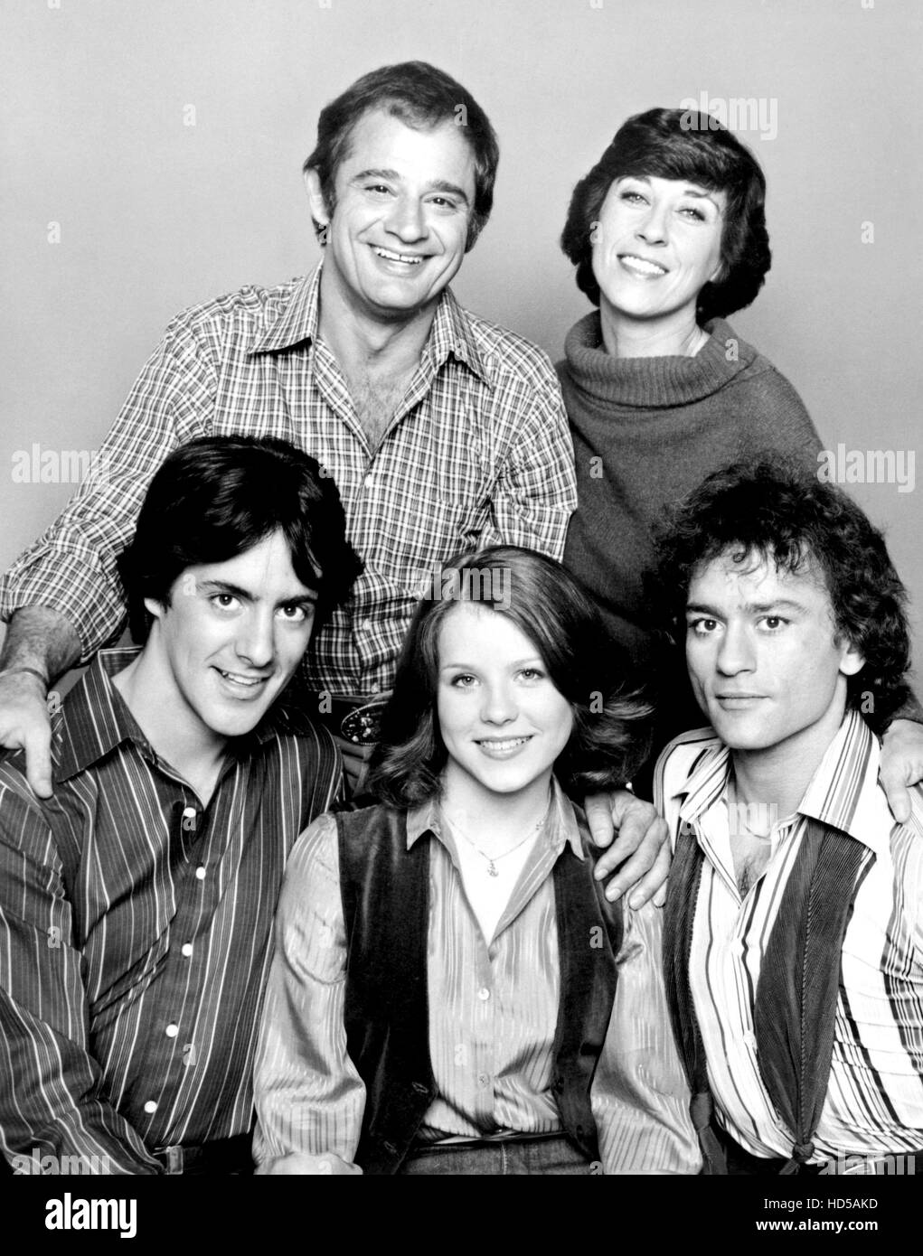 MAKIN' IT, (top): Lou Antonio, Ellen Travolta, (bottom): David Naughton ...