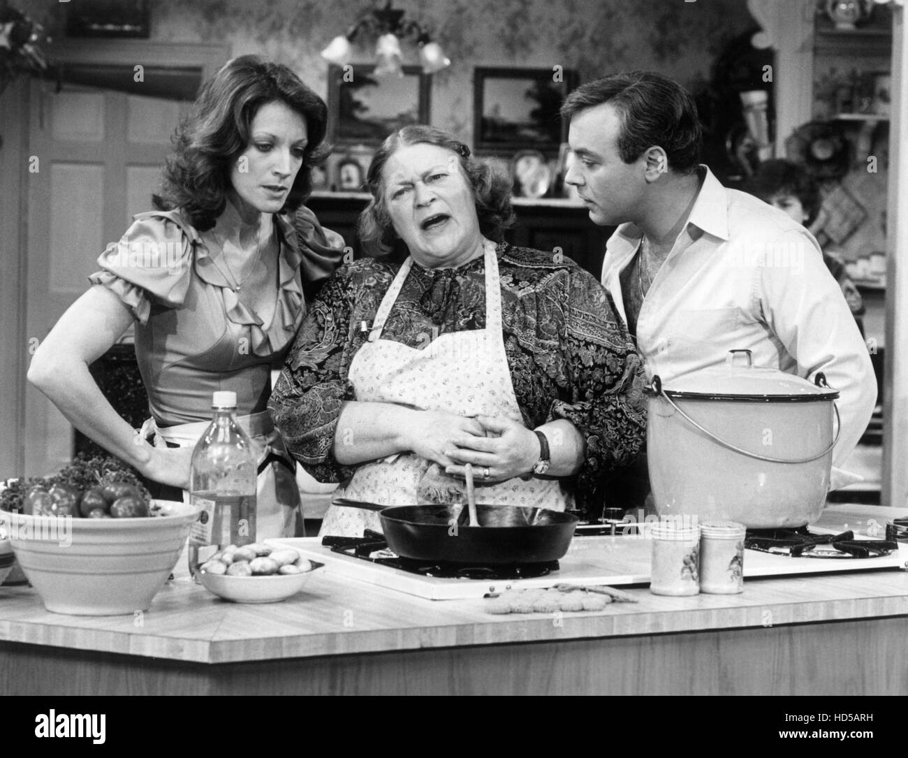 MAMA MALONE, (from left): Randee Heller, Lila Kaye, Don Amendolia, 1984 ...