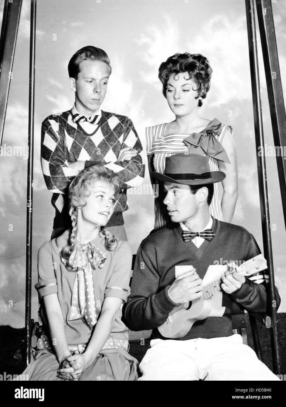MARGIE, Cynthia Pepper (seated left), Richard Gering, Penny Parker ...