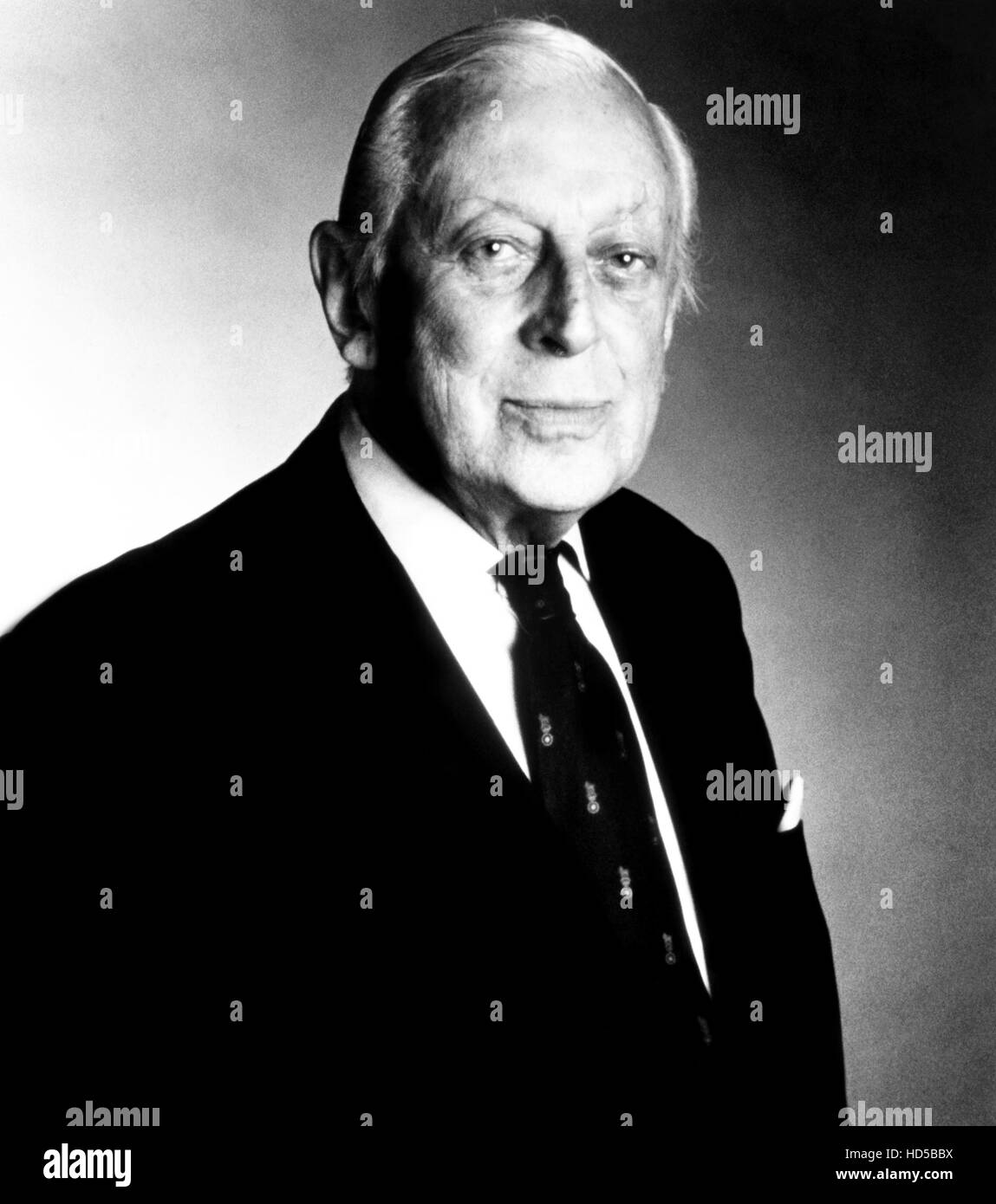 MASTERPIECE THEATRE, host Alistair Cooke, 1971-, © PBS / Courtesy ...