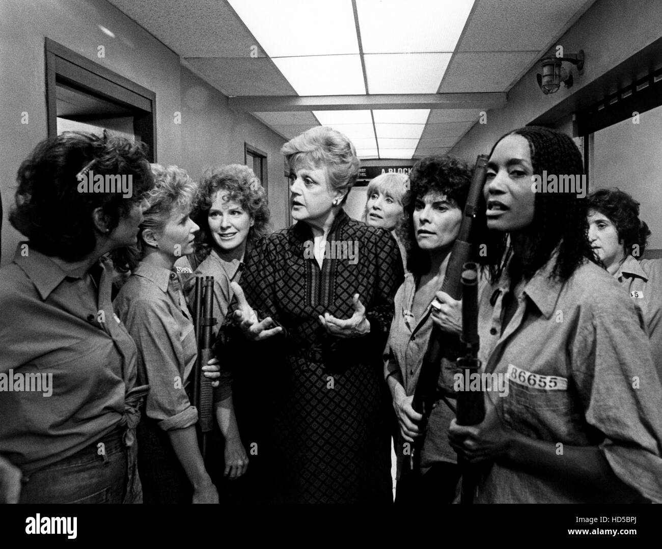 MURDER SHE WROTE, Angela Lansbury (center), 'Jessica Behind Bars ...