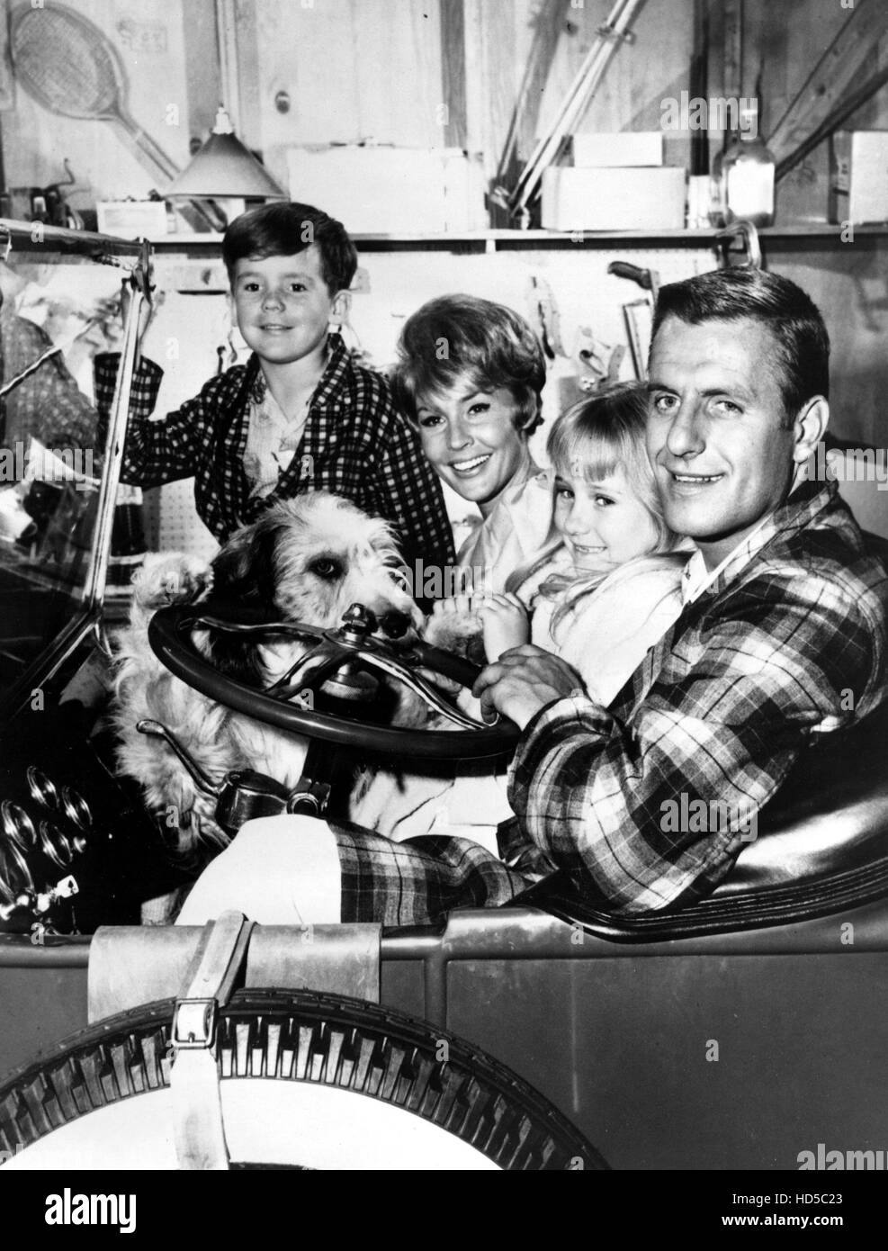 MY MOTHER THE CAR, L-R, Randy Whipple, Maggie Pierce, Cindy Eilbacher ...