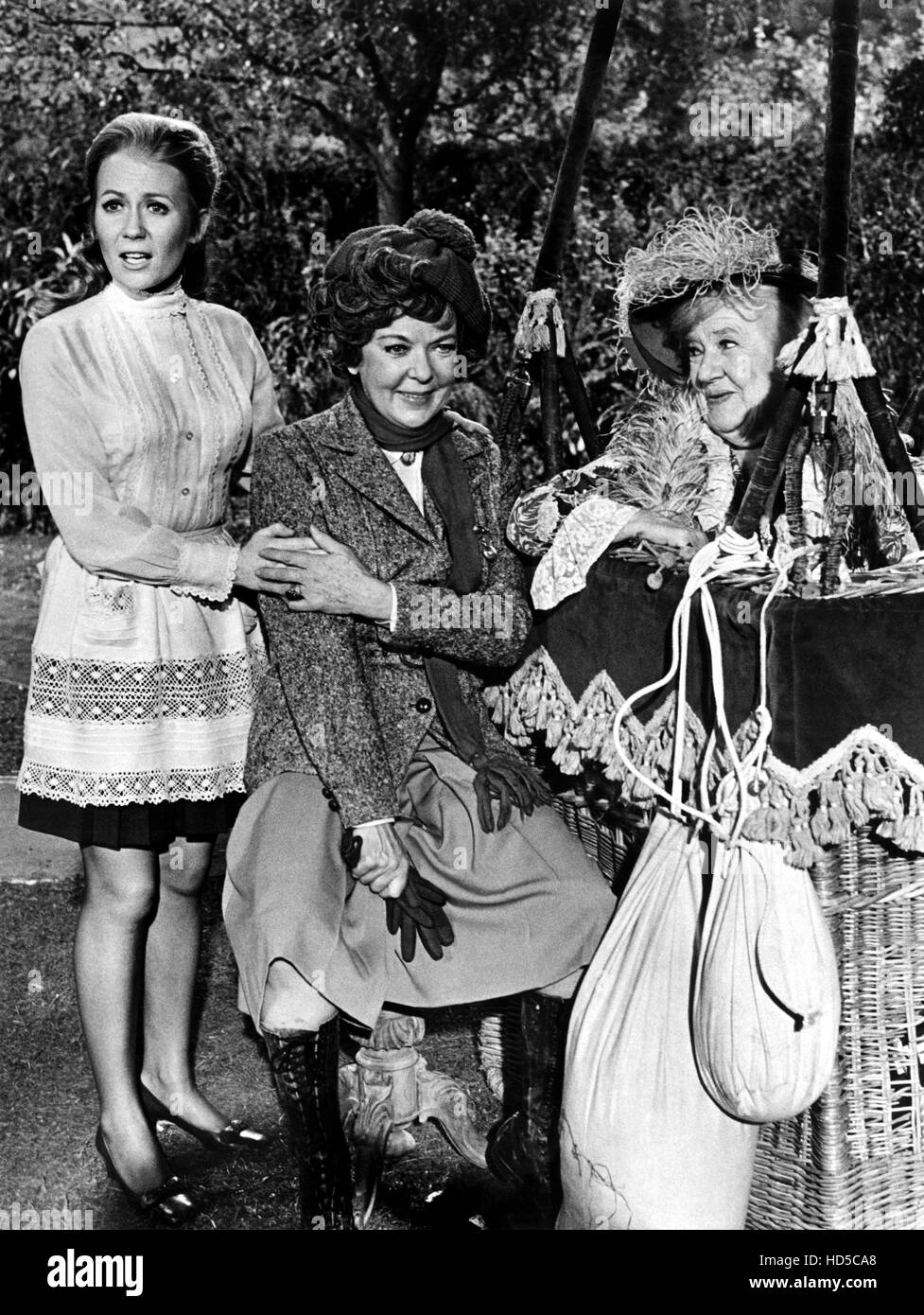 NANNY AND THE PROFESSOR, from left: Juliet Mills, Ida Lupino, Marjorie ...