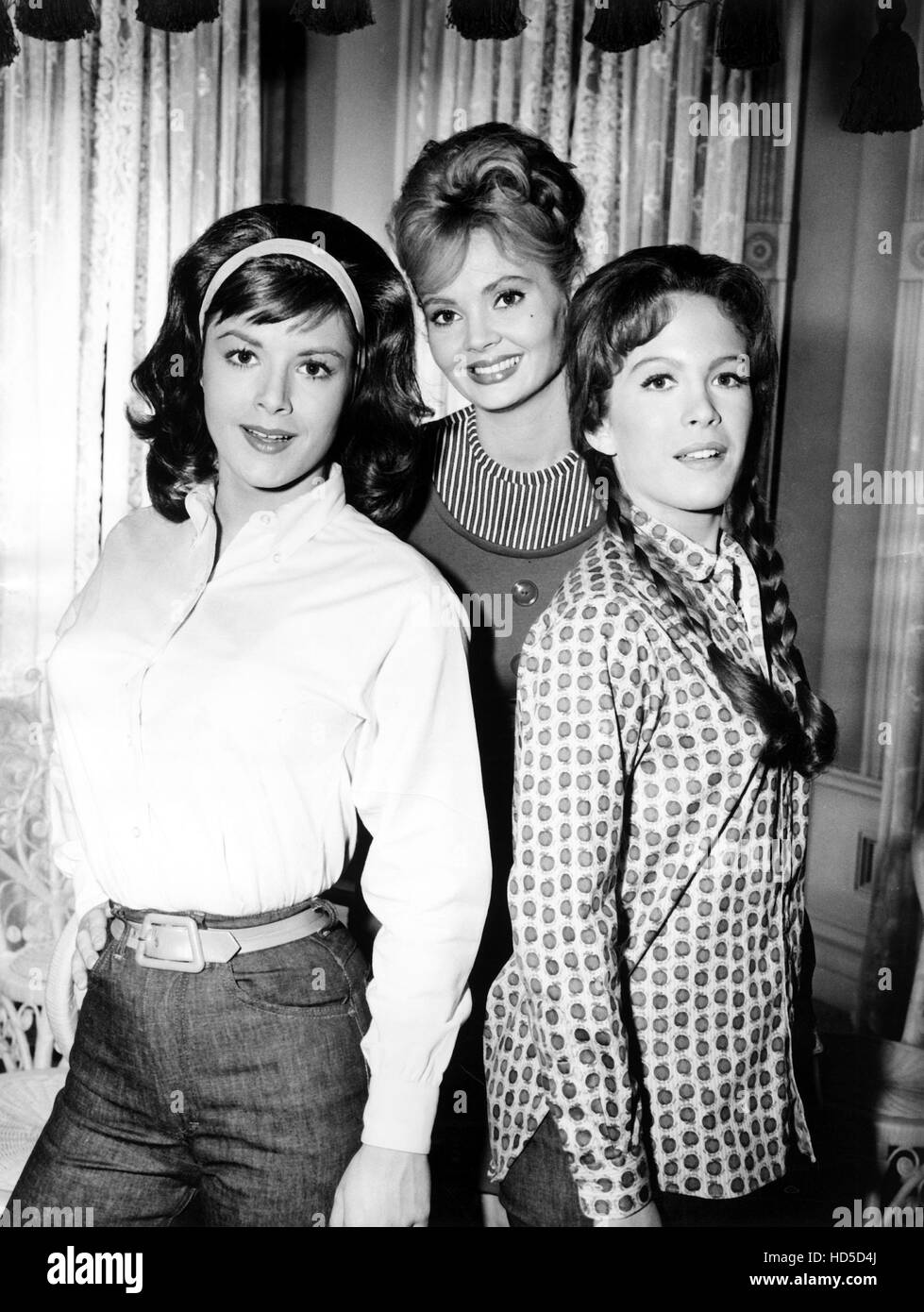 PETTICOAT JUNCTION, Pat Woodell, Jeannine Riley, Linda Kaye, Season 1 ...