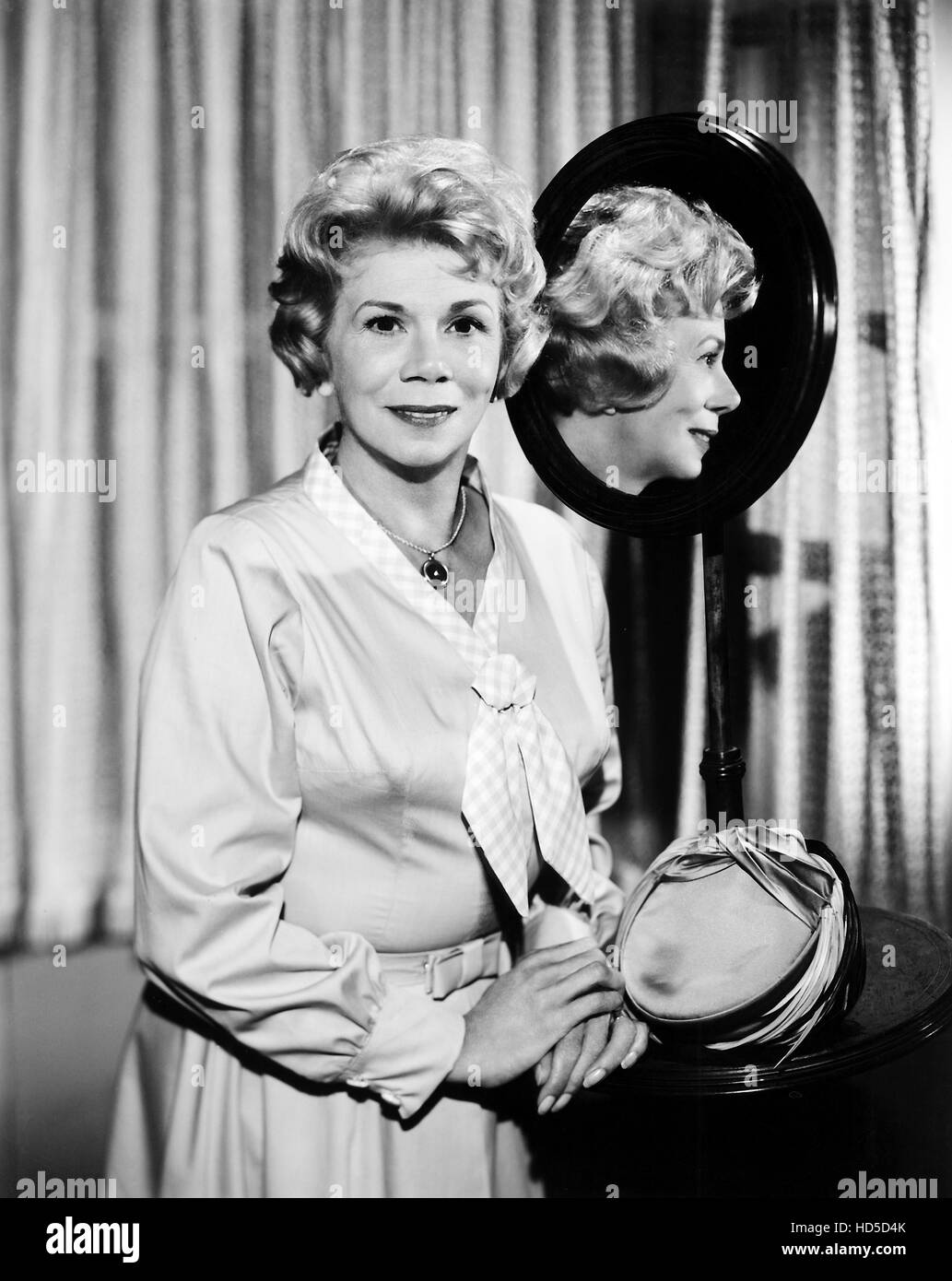 PETTICOAT JUNCTION, Bea Benaderet, Season 1 debut episode,'Spur Line To ...
