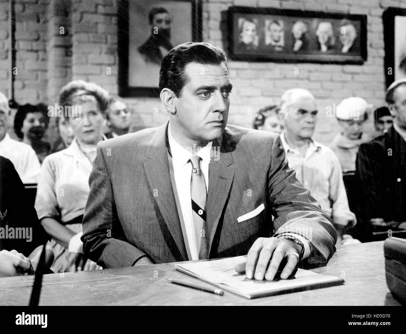 PERRY MASON, Raymond Burr, 1957-1966 Stock Photo - Alamy PERRY MASON, Raymond Burr, 1957-1966 Stock Photo - Alamy