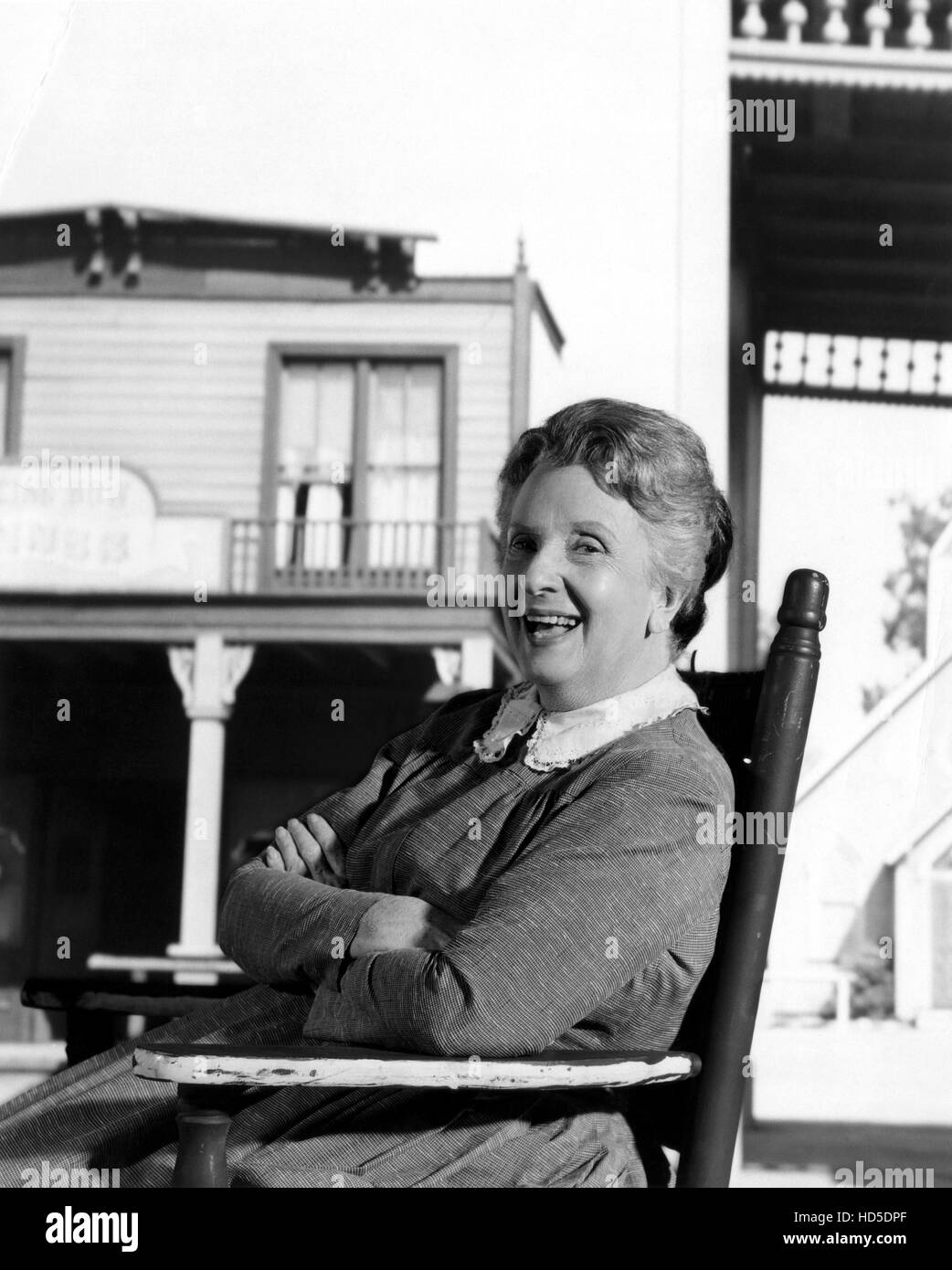 N arms hi-res stock photography and images - Alamy