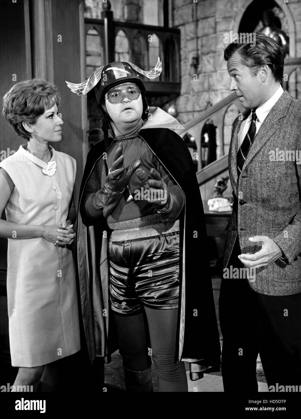 PLEASE DON'T EAT THE DAISIES, Patricia Crowley, Dom DeLuise, Mark ...