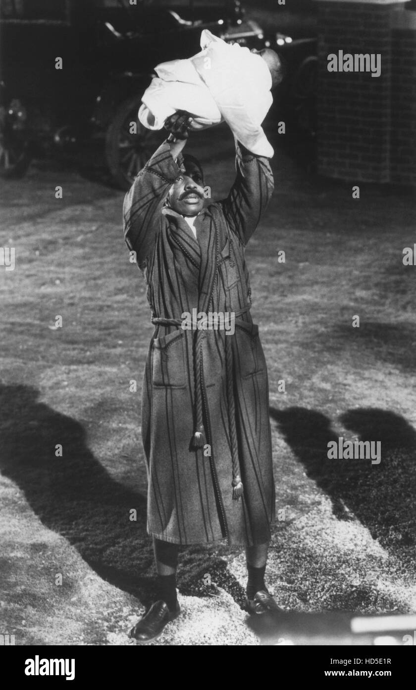 ROOTS: THE NEXT GENERATION, Stan Shaw, 1979, © ABC/courtesy Everett ...