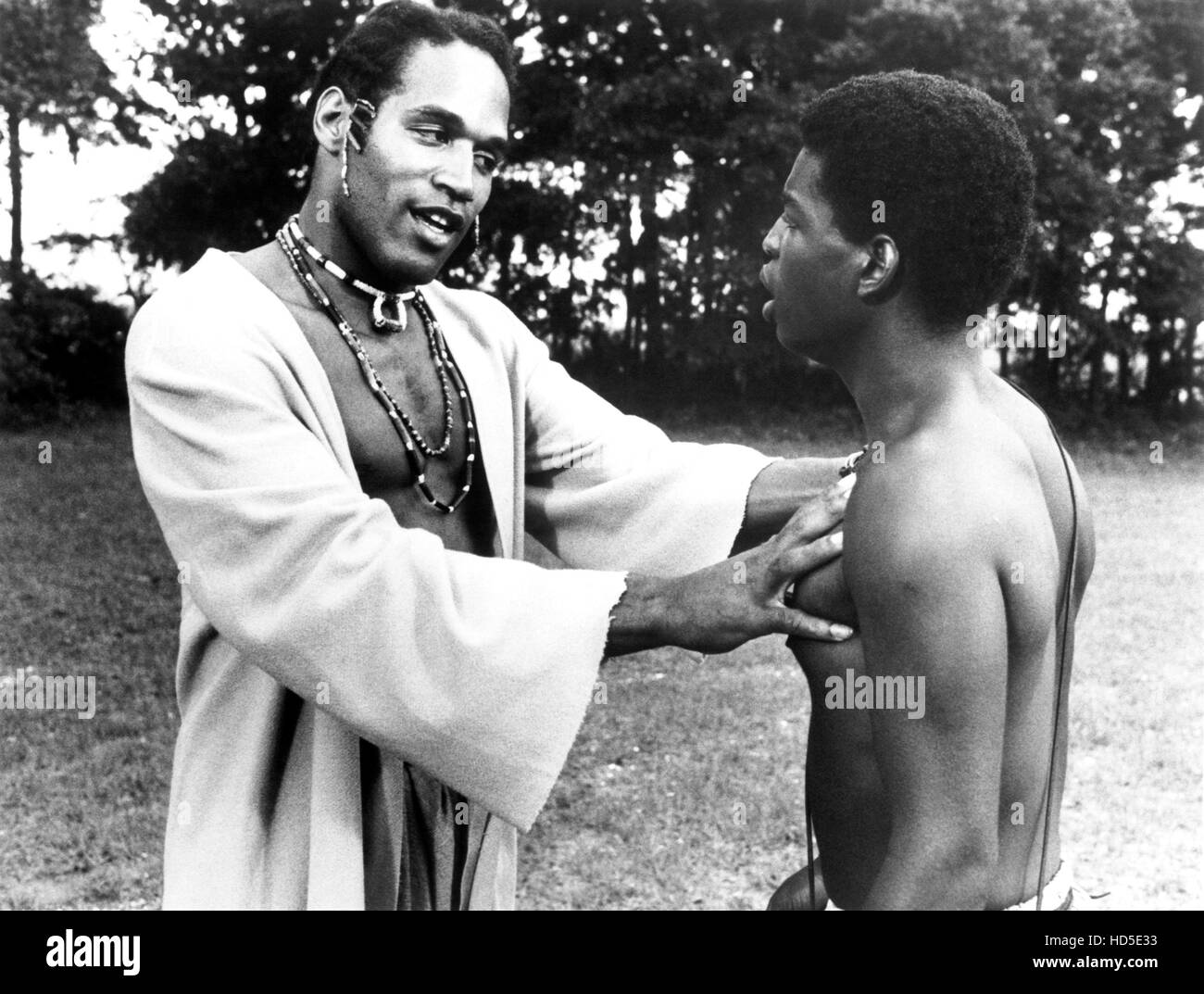 ROOTS, from left: O.J. Simpson, Levar Burton, 1977 Stock Photo - Alamy