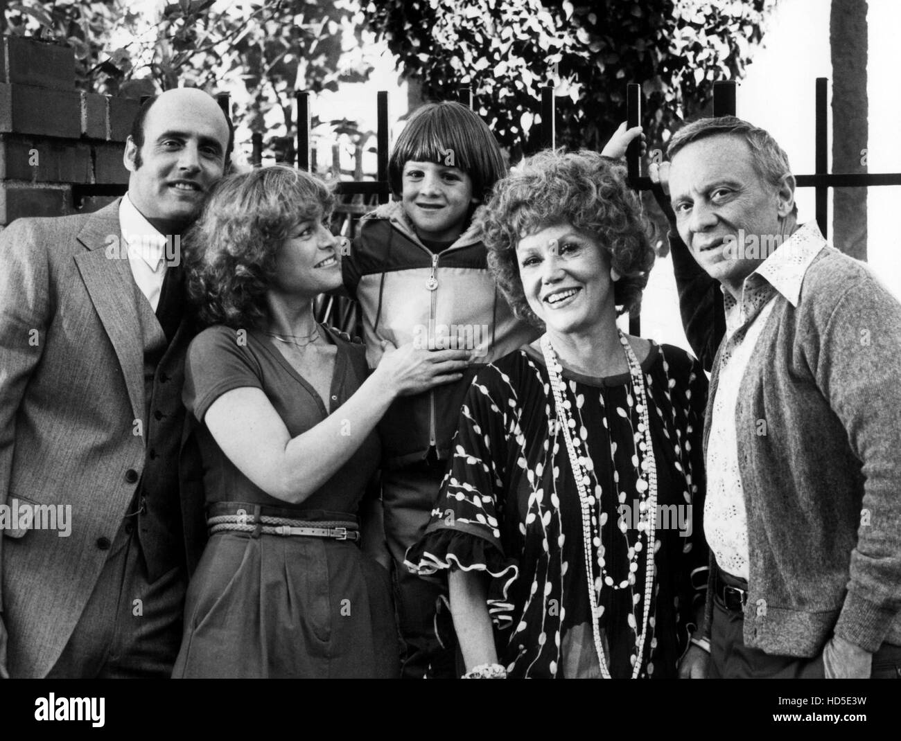 THE ROPERS, Jeffrey Tambor, Patricia McCormack, Evan Cohen, Audra ...