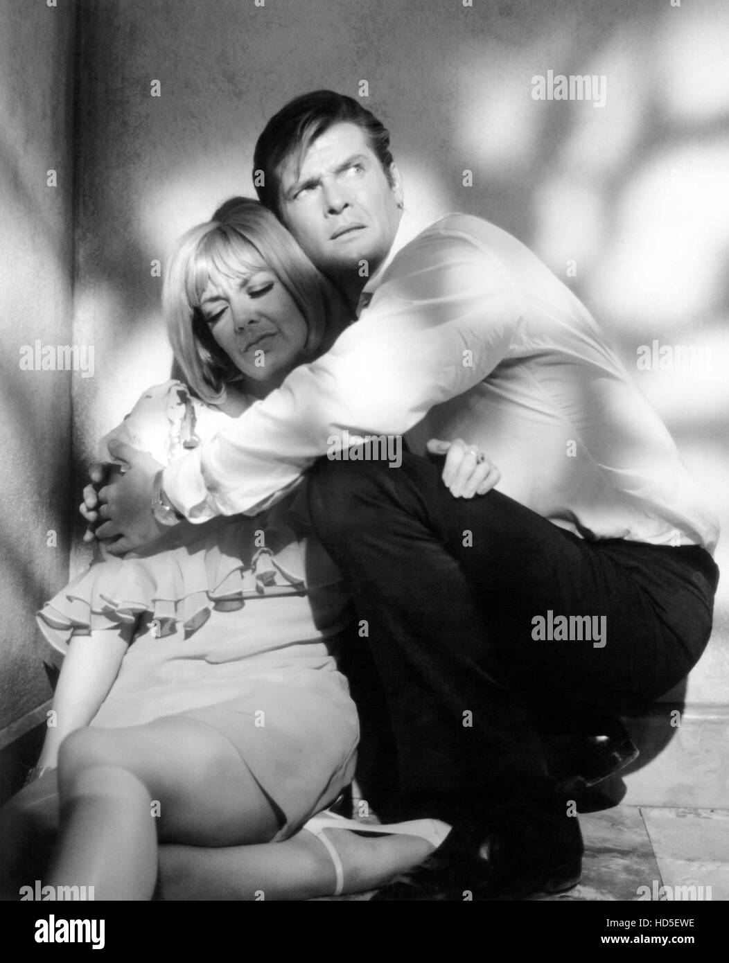 THE SAINT, (from left): Aimi MacDonald, Roger Moore, 'The Vendetta For ...