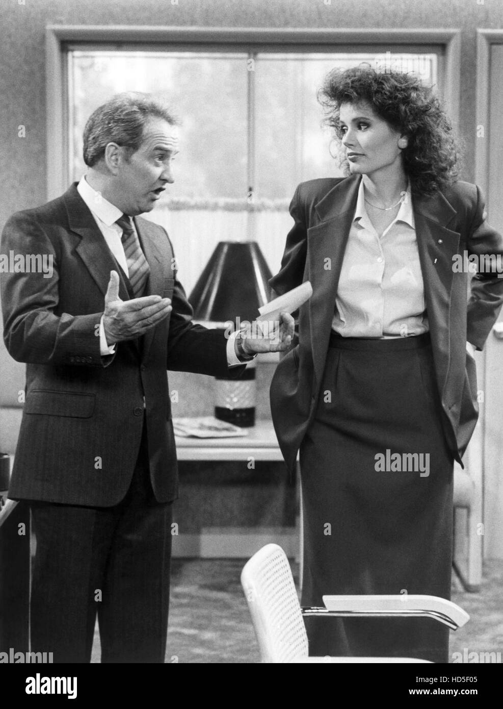 SARA, Richard Venture, Geena Davis, 1985, (c)MTM Enterprises Inc ...