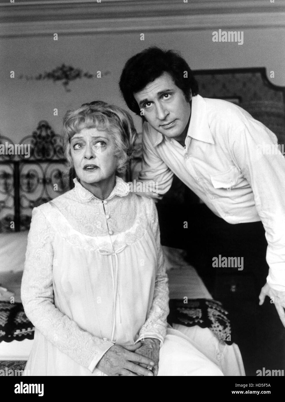 SCREAM, PRETTY PEGGY, from left: Bette Davis, Ted Bessell, 1973 Stock ...