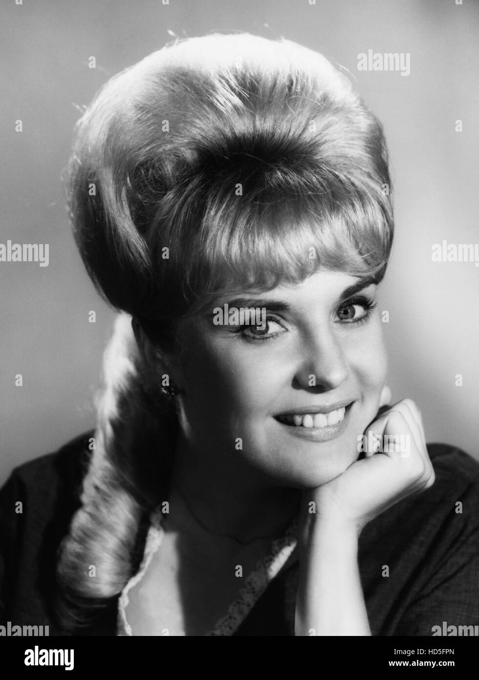 SWINGIN' COUNTRY, Molly Bee, NBC-TV, aired July 4, 1966 Stock Photo - Alamy